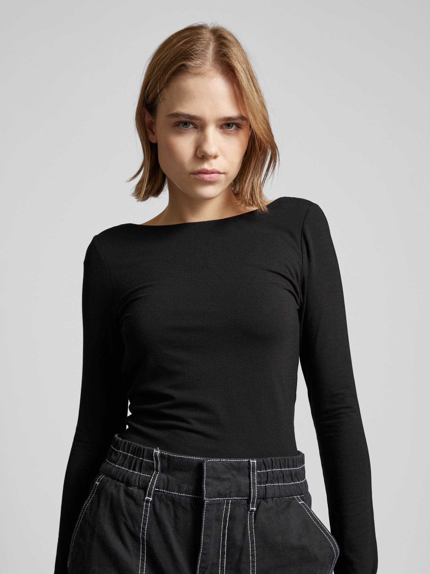 Gina Tricot Shirt met lange mouwen en boothals, model 'Bello' in zwart ...