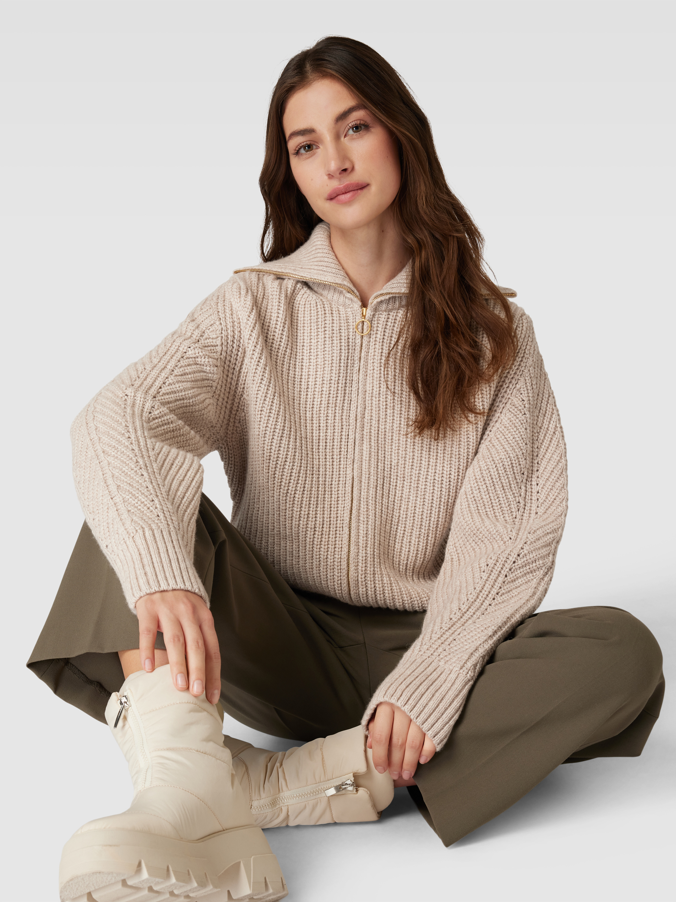 Lanius Gebreid jack met col in zand online kopen | P&C