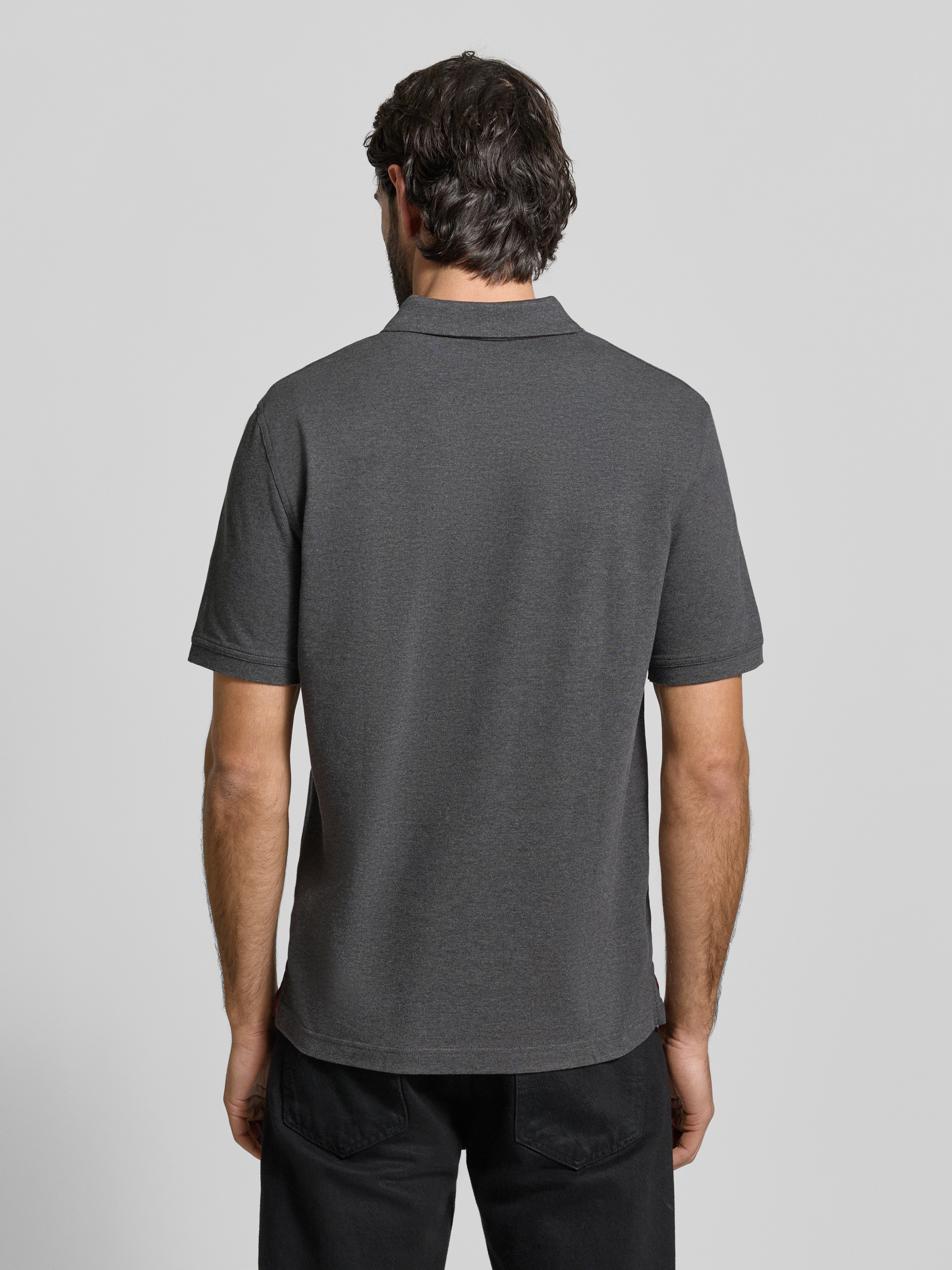 Kup online Gant Koszulka polo o kroju regular fit z wyhaftowanym logo ...