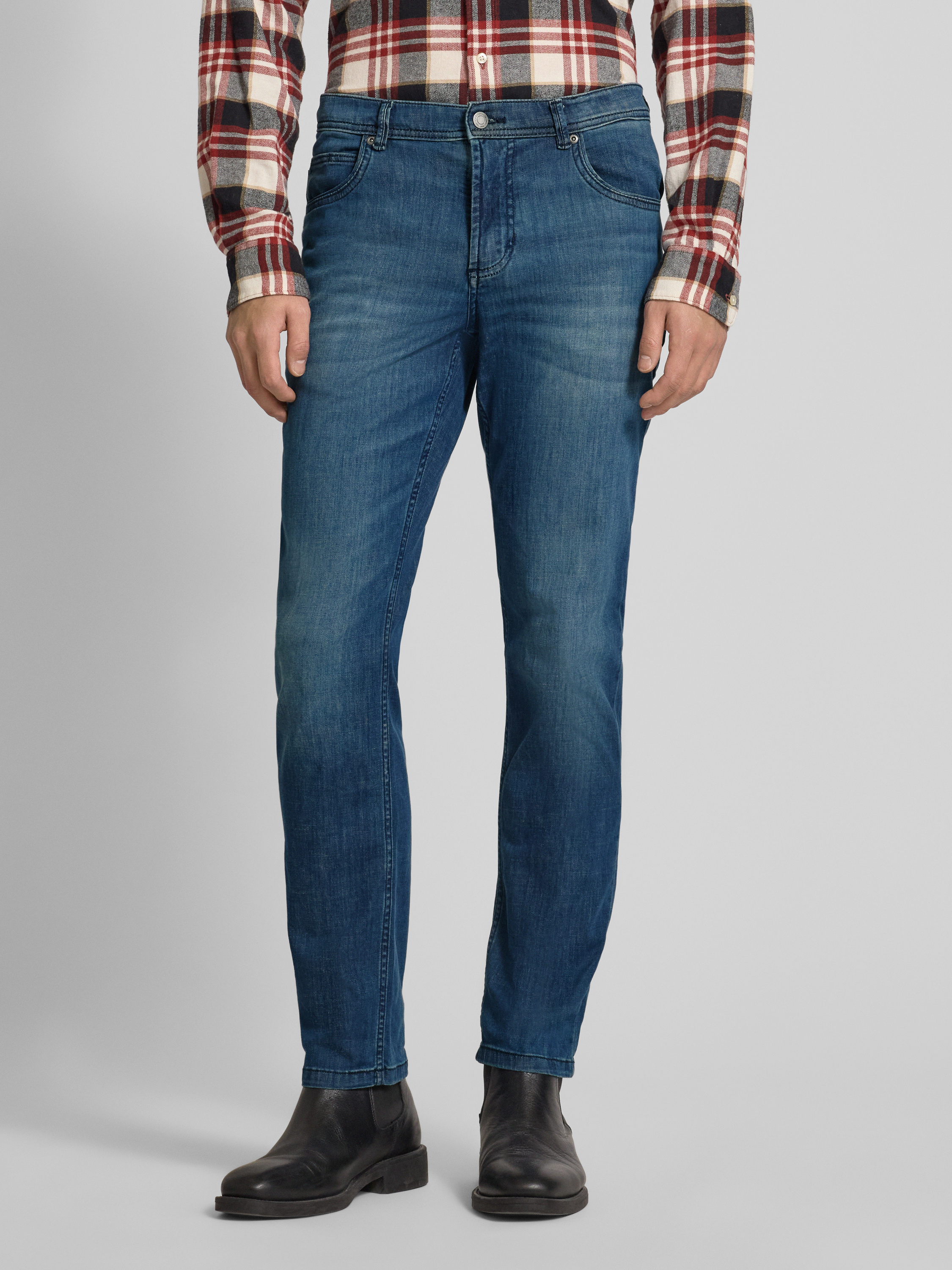 Christian Berg Men Regular Fit Jeans mit 5-Pocket-Design (royal) online ...