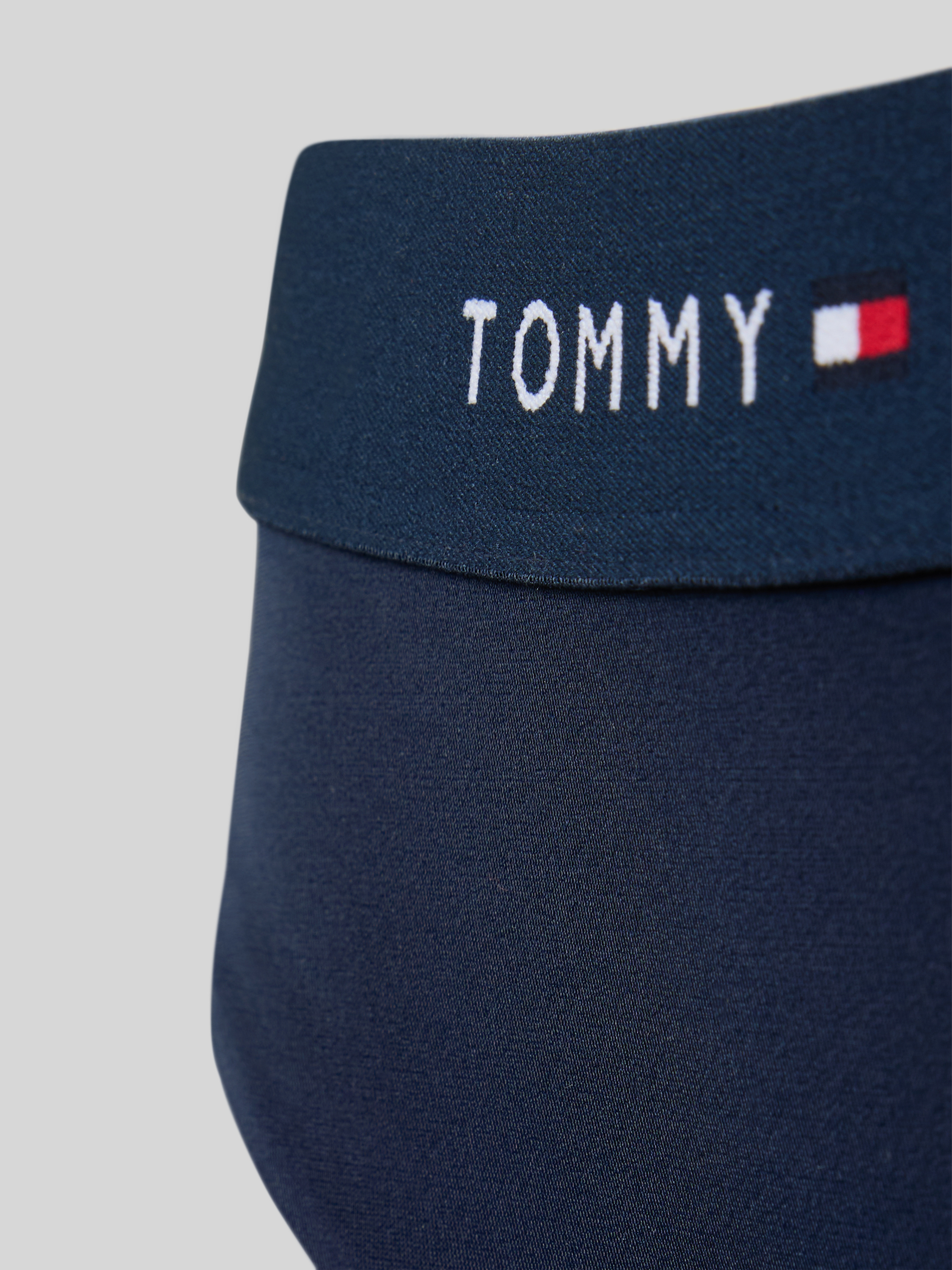 TOMMY HILFIGER Bikini Slip mit elastischem Bund mit Label-Print ...