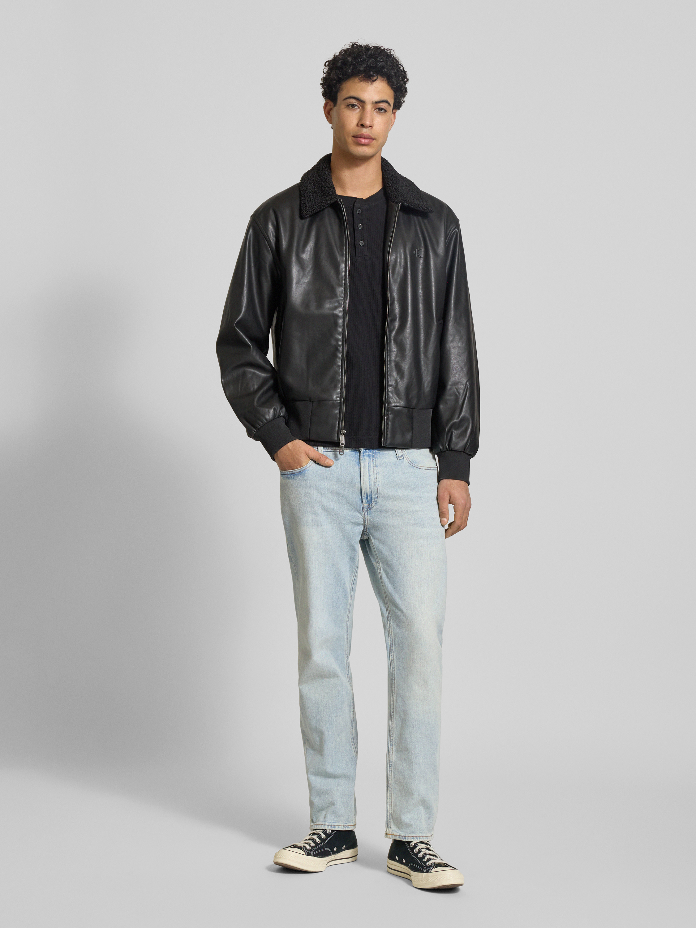 Kup online Jack & Jones Jeansy o kroju straight fit z mieszanki bawełny ...