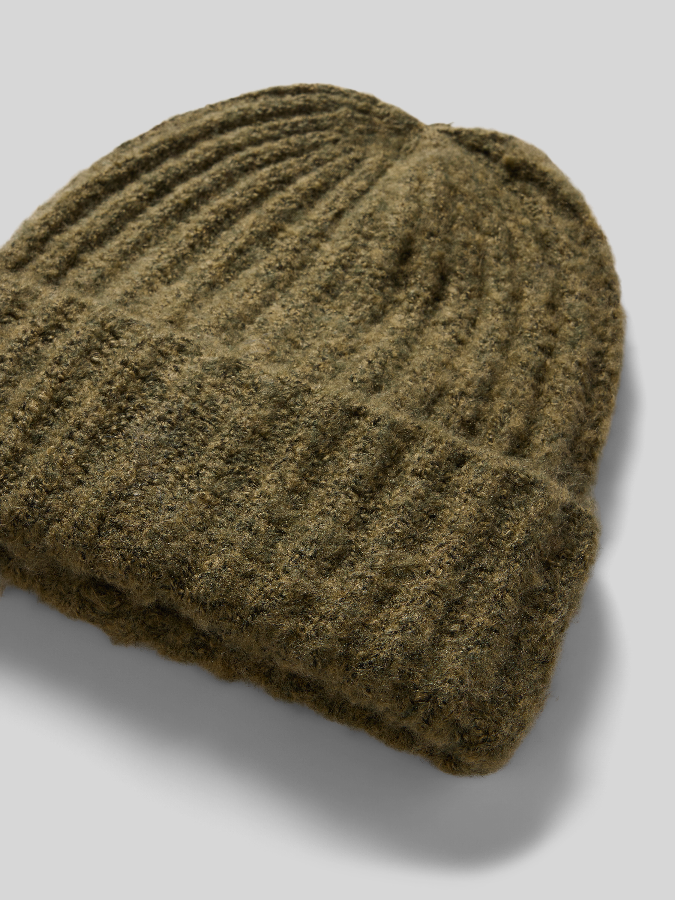 PIECES Beanie aus Rippstrick Modell 'PYRON' (gruen) online kaufen