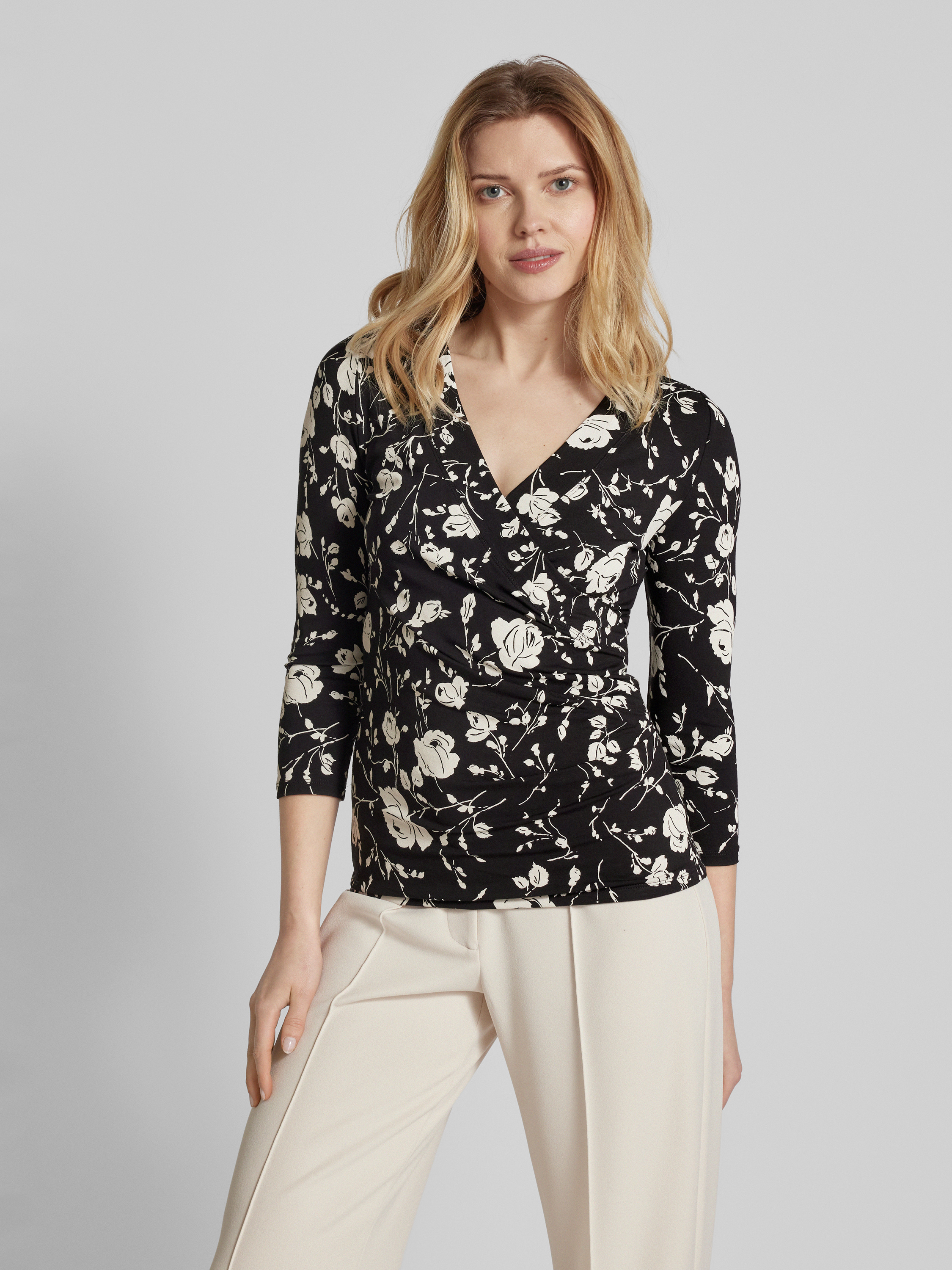 Lauren Ralph Lauren T-Shirt mit V-Ausschnitt Modell 'ALAYJA' (black ...