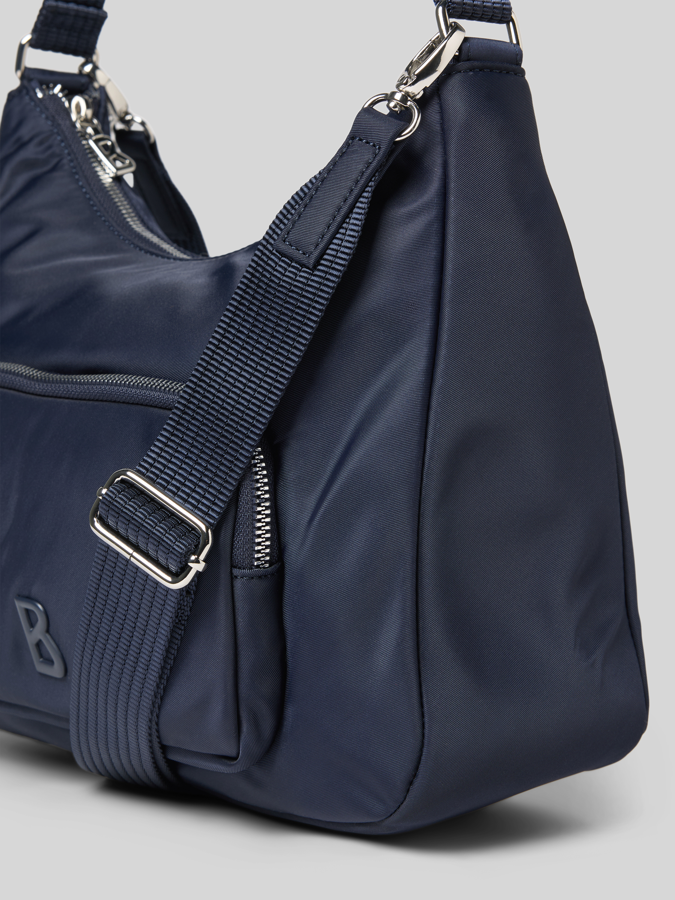 BOGNER Handtasche mit Label-Detail (marine) online kaufen