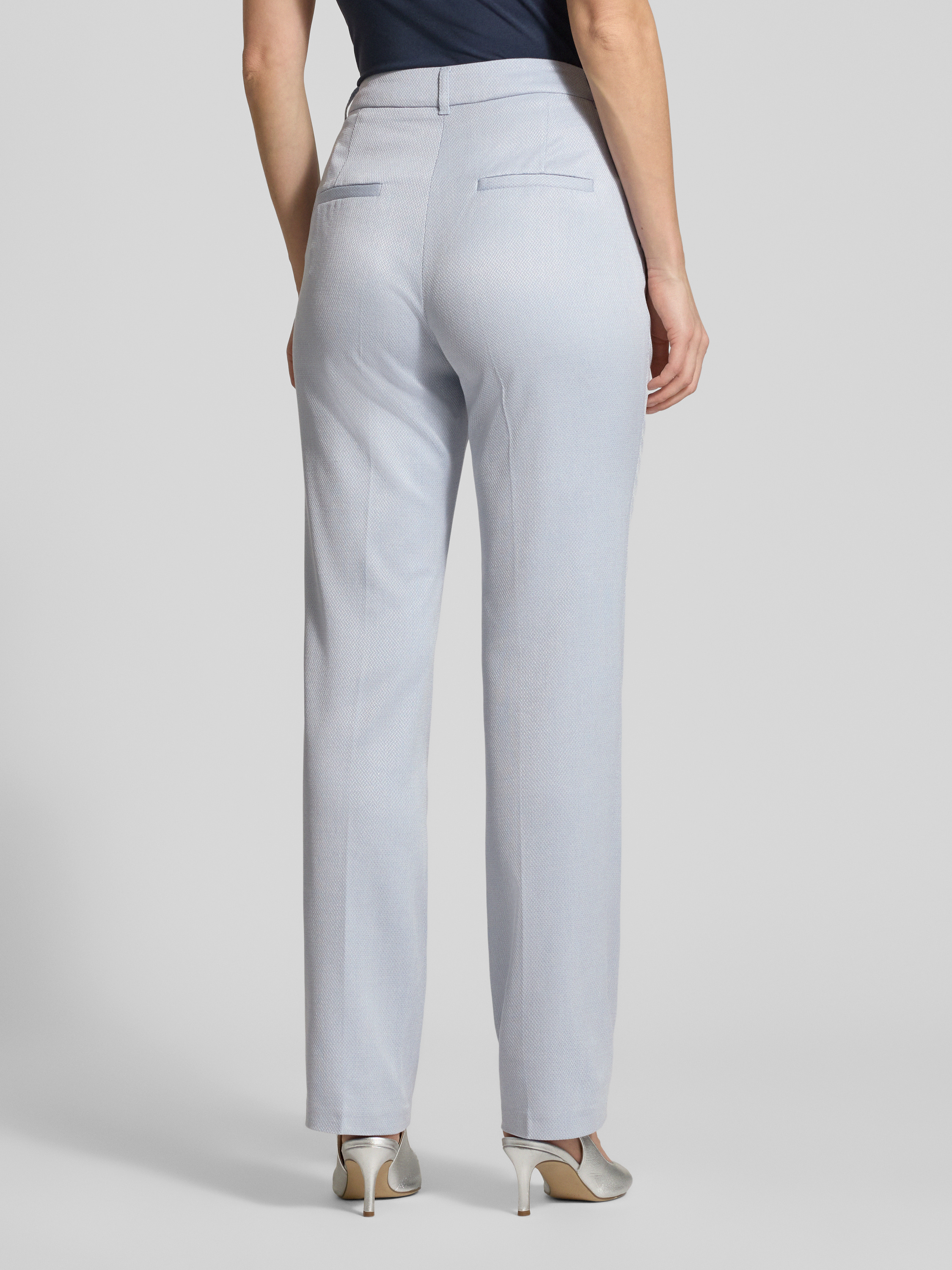 s.Oliver BLACK LABEL Regular Fit Weite Hose aus Viskose-Mix (bleu ...