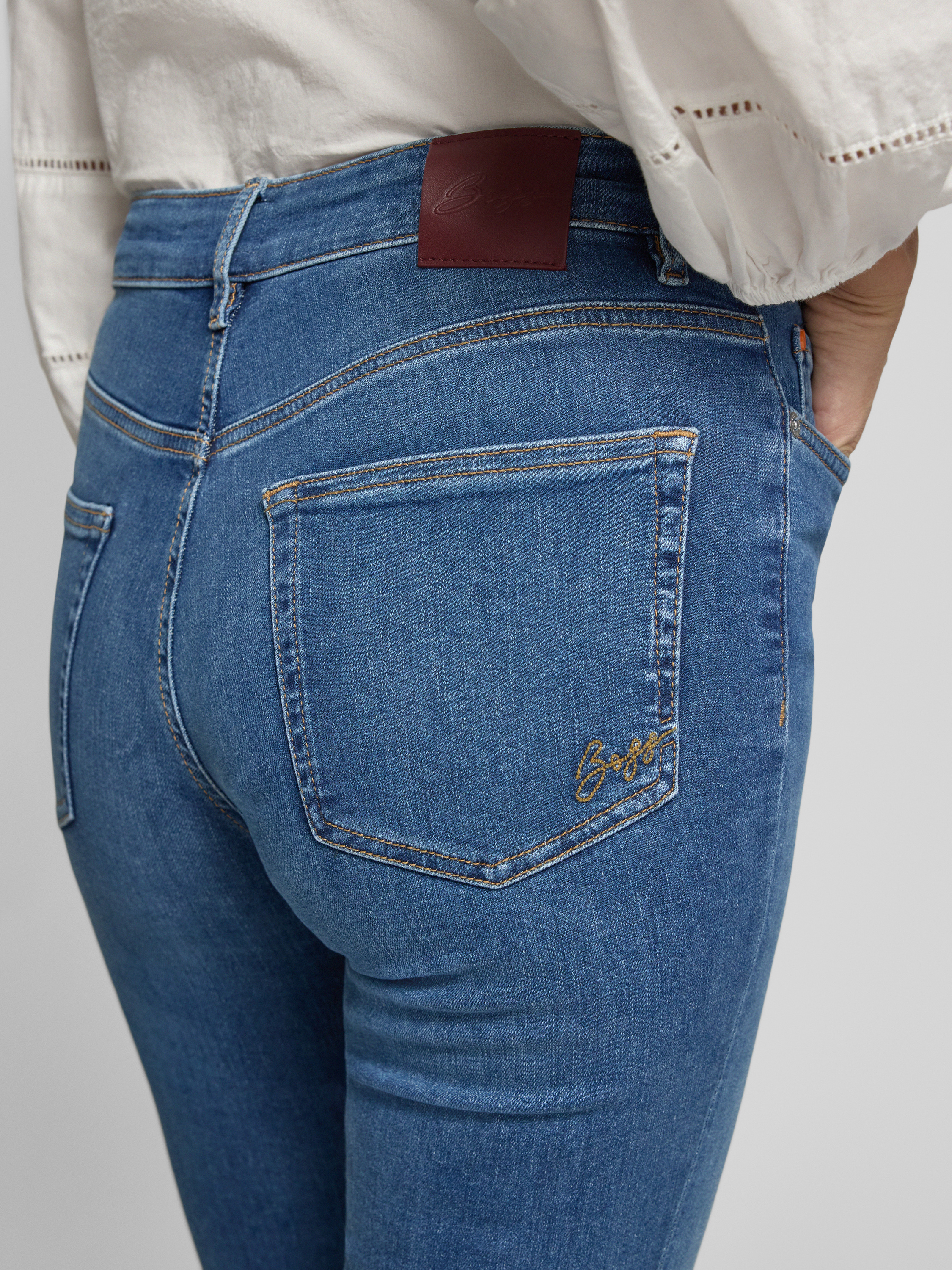 BOSS Orange bootcut jeans van katoenmix model 'C-JACKIE MR' in ...