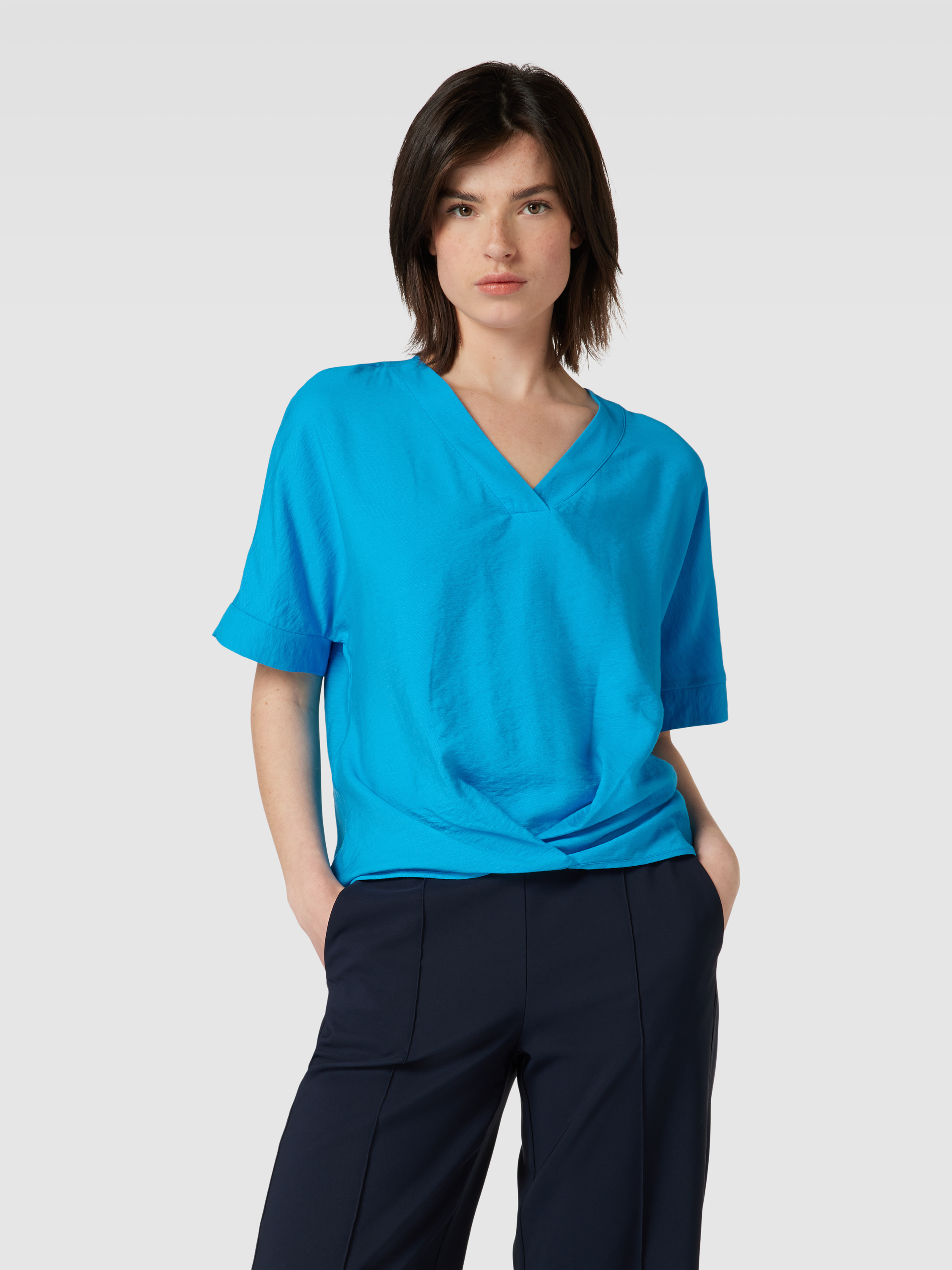 Christian Berg Woman Blusenshirt aus Viskose-Mix mit V-Ausschnitt (blau ...