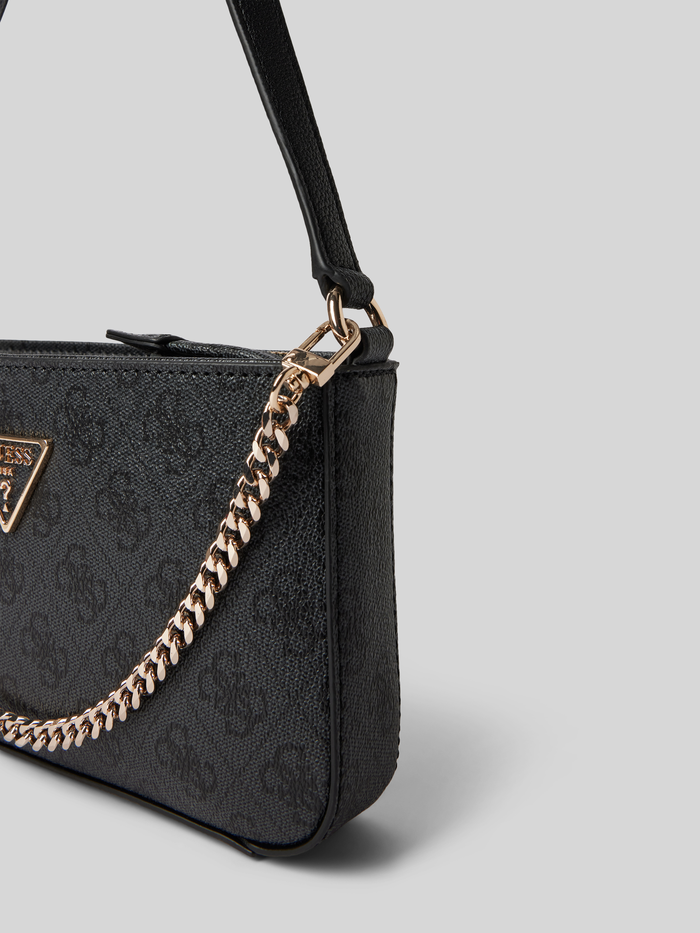 Guess Handtasche mit Label-Detail Modell 'NOELLE' (black) online kaufen