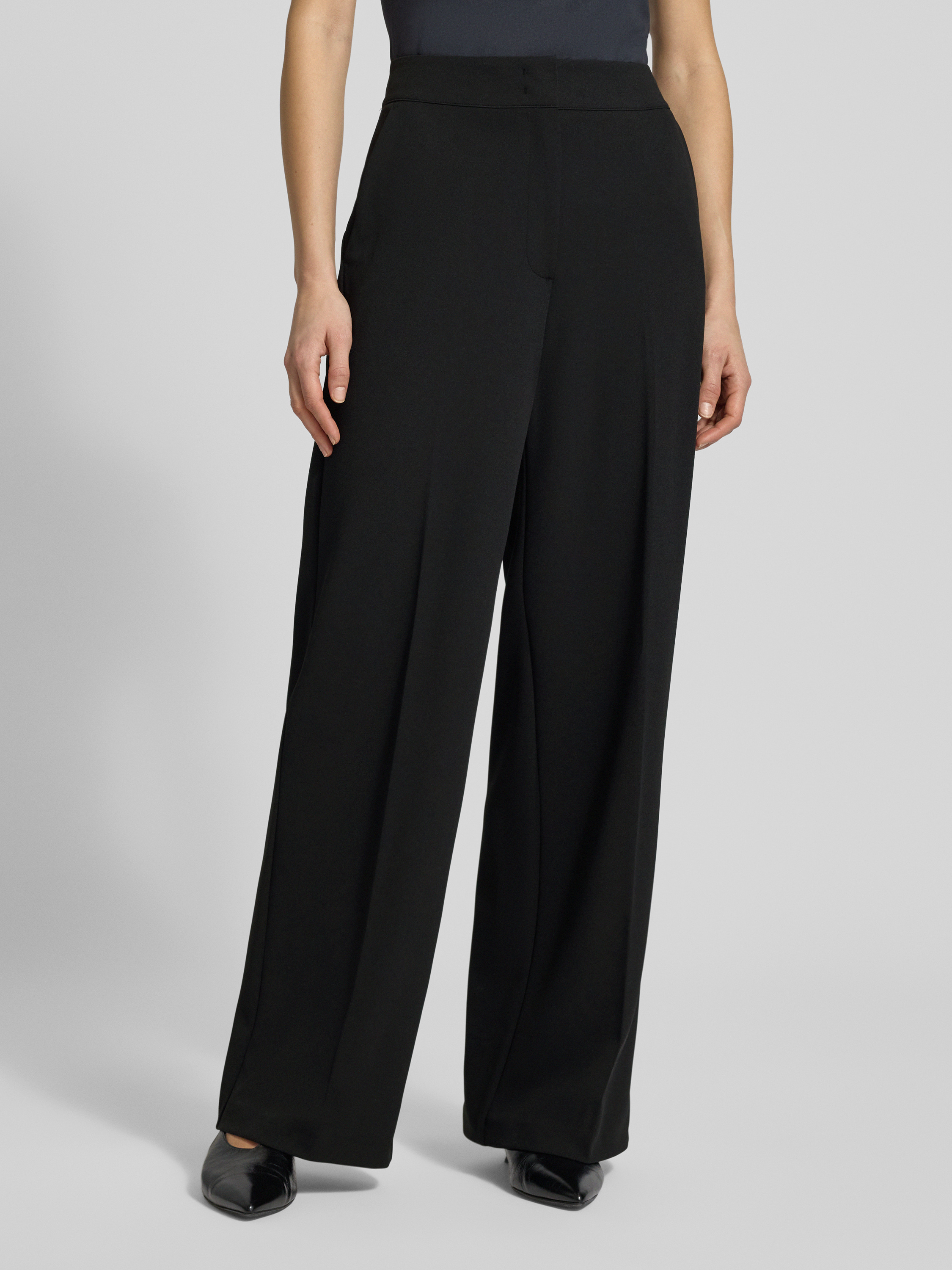 Betty Barclay Stoffhose mit weitem Bein und Bügelfalten (black) online ...