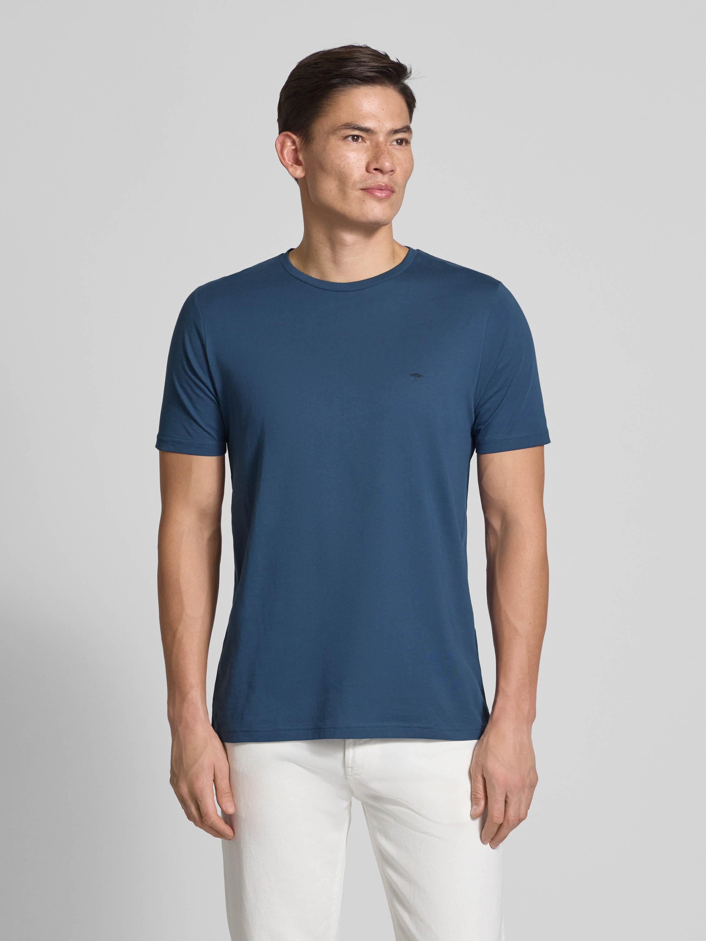 Fynch-Hatton T-Shirt mit Label-Stitching (dunkelblau) online kaufen