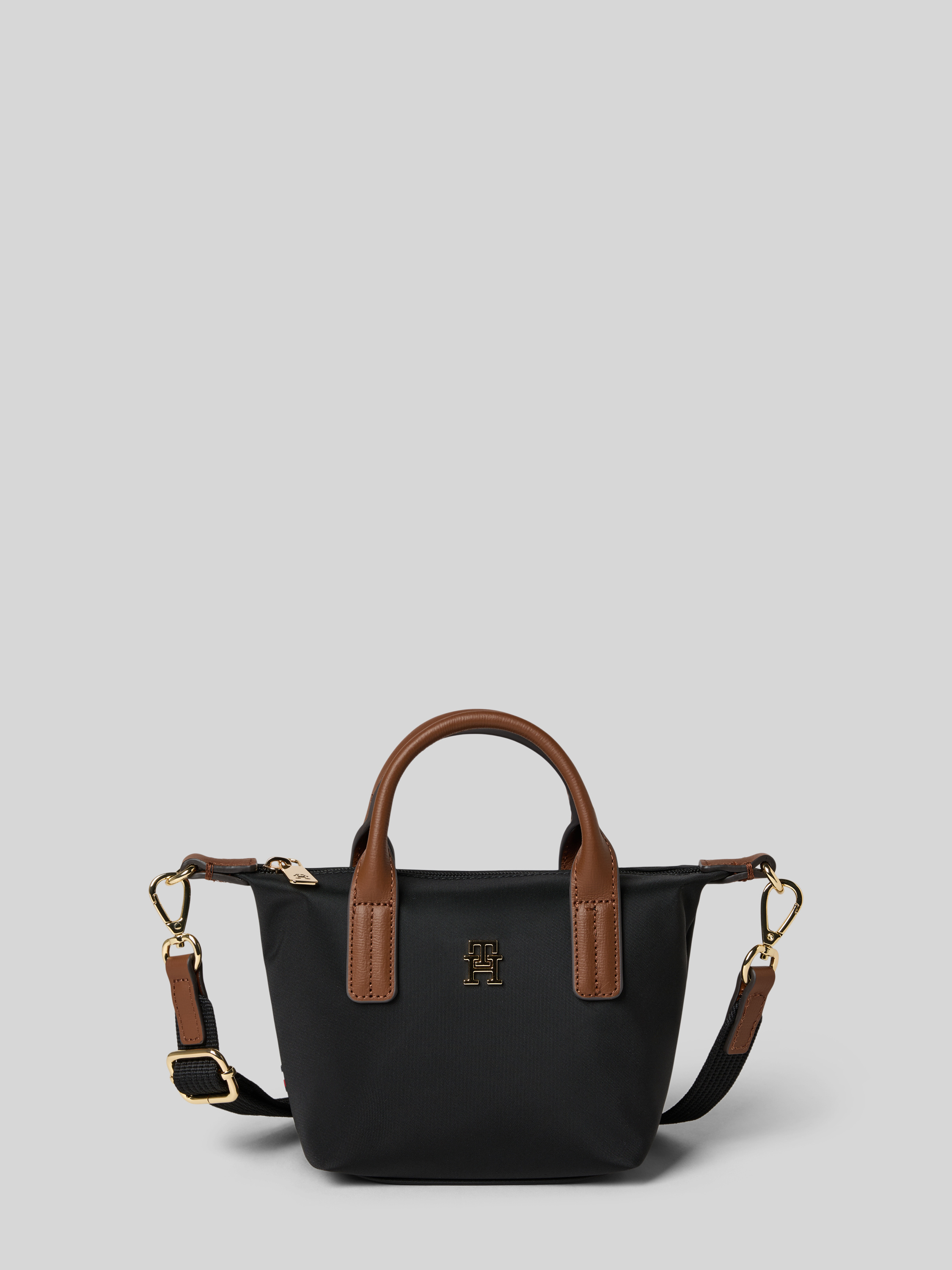 Tommy Hilfiger Henkeltasche mit Logo-Applikation aus Metall Modell ...