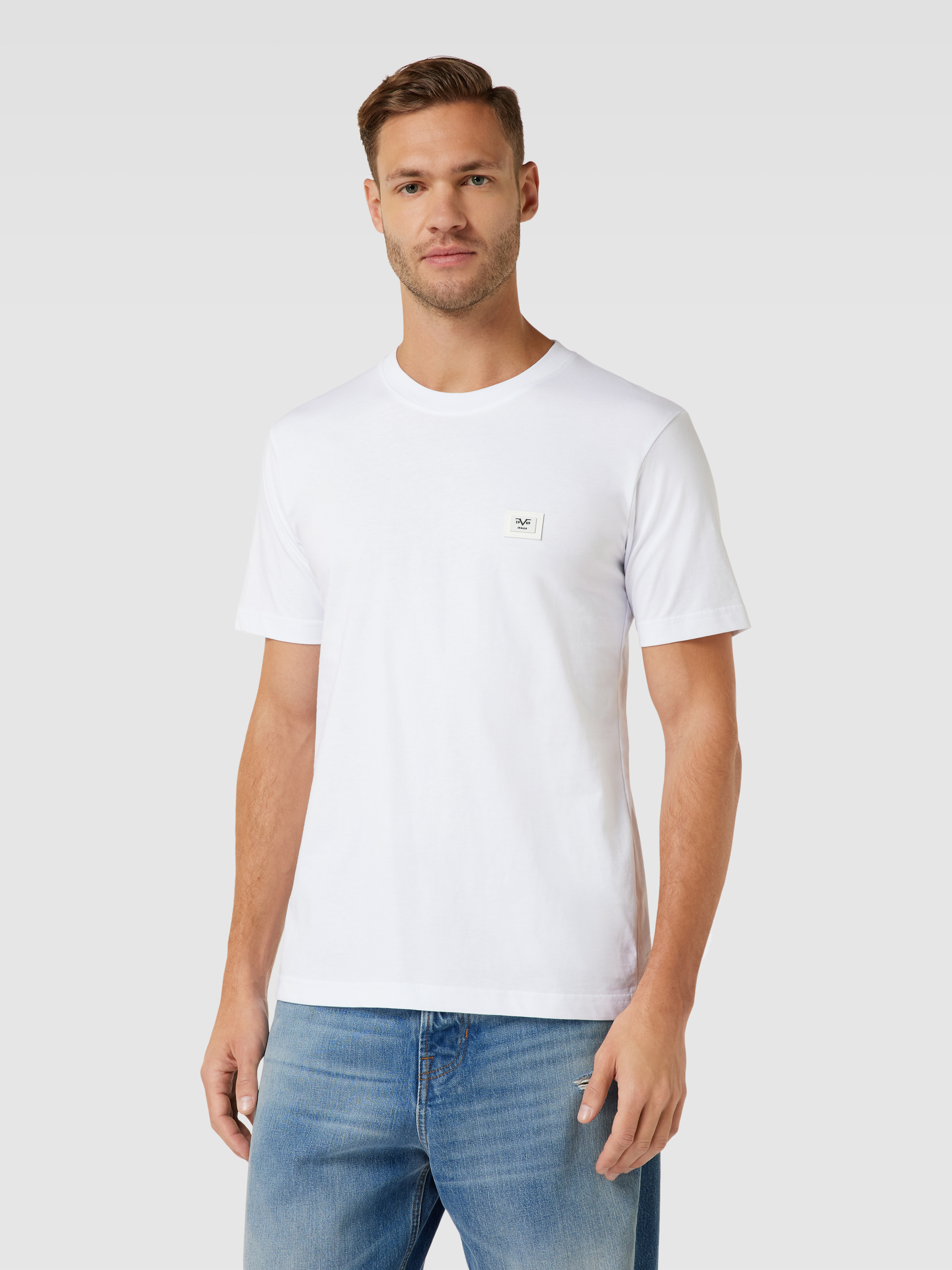19V69 Italia T-Shirt mit Label-Detail Modell 'Andy' (weiss) online kaufen