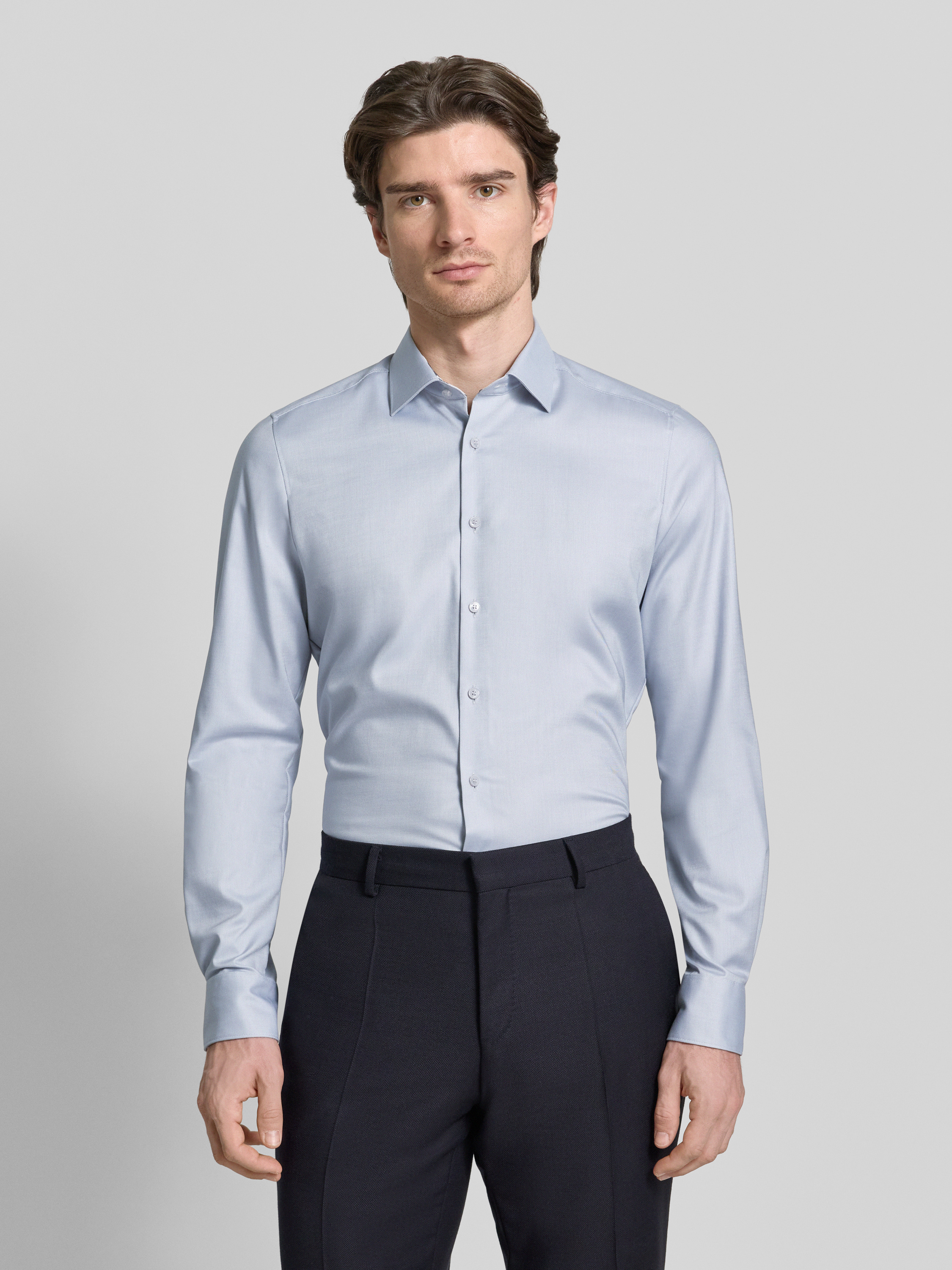 OLYMP Level Five Slim Fit Businesshemd aus Baumwoll-Mix mit Kentkragen (silber) online kaufen