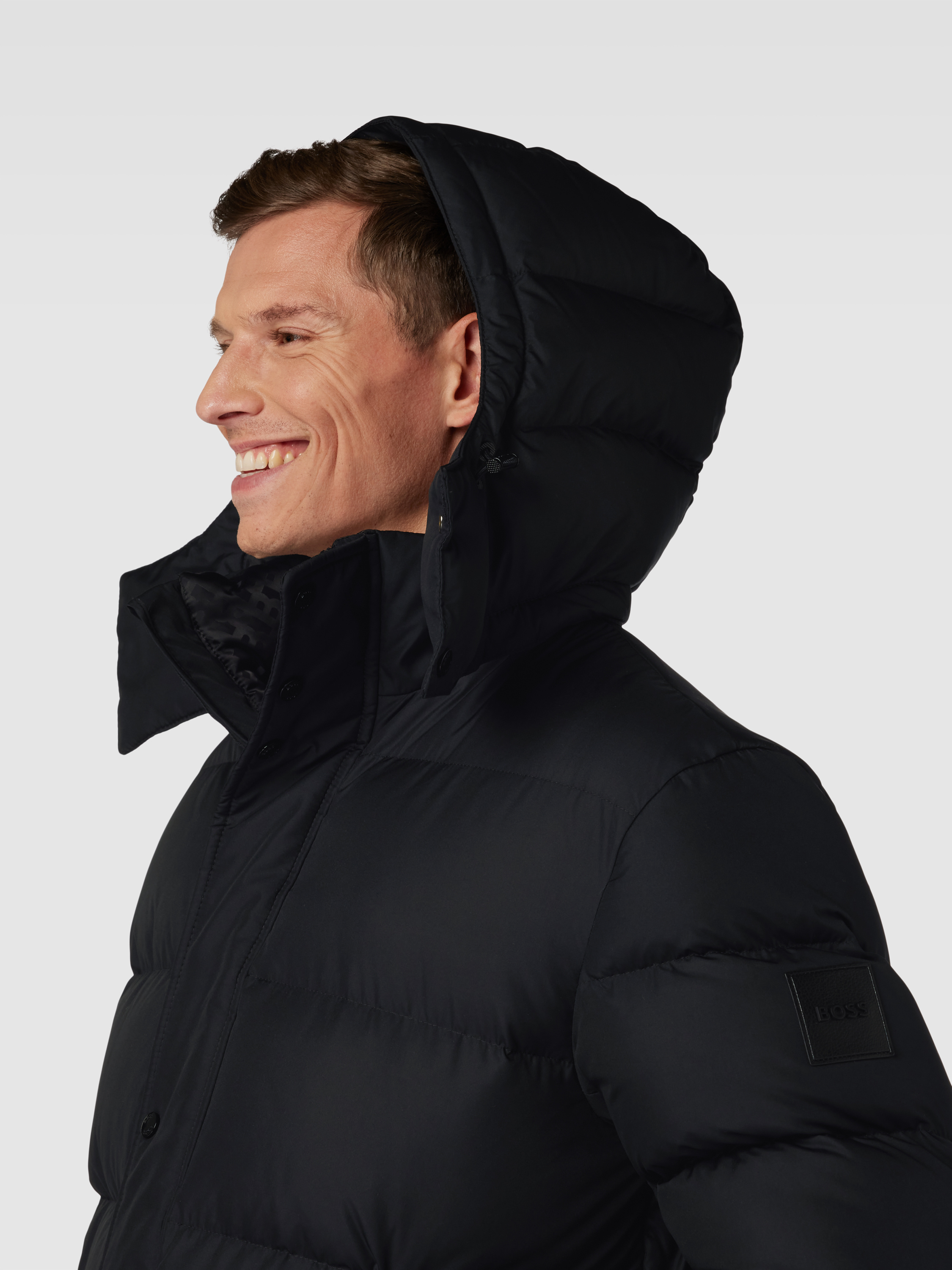 BOSS Daunenmantel mit Kapuze Modell 'Donden' (black) online kaufen