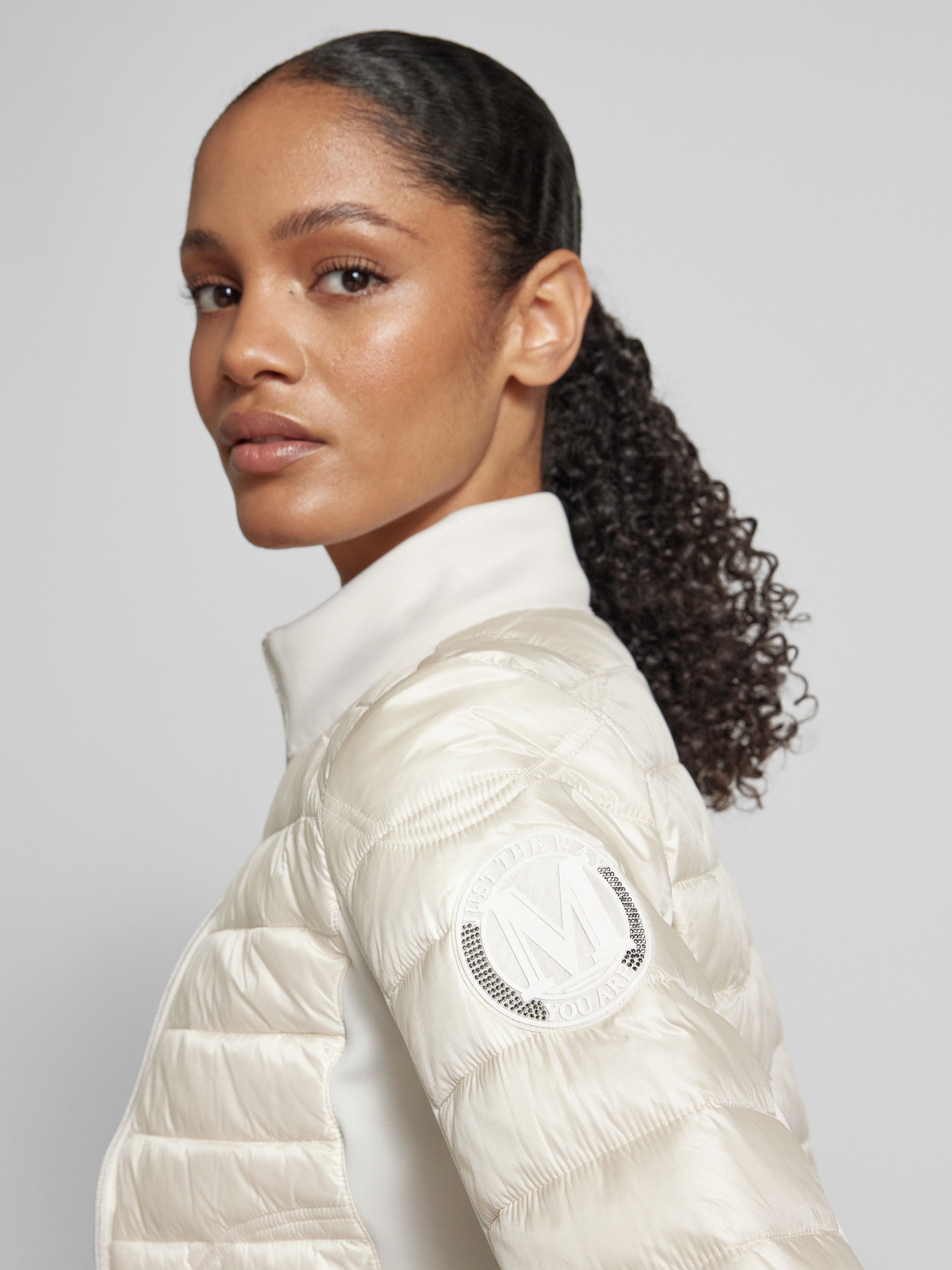 monari Steppjacke mit Label-Patch (sand) online kaufen