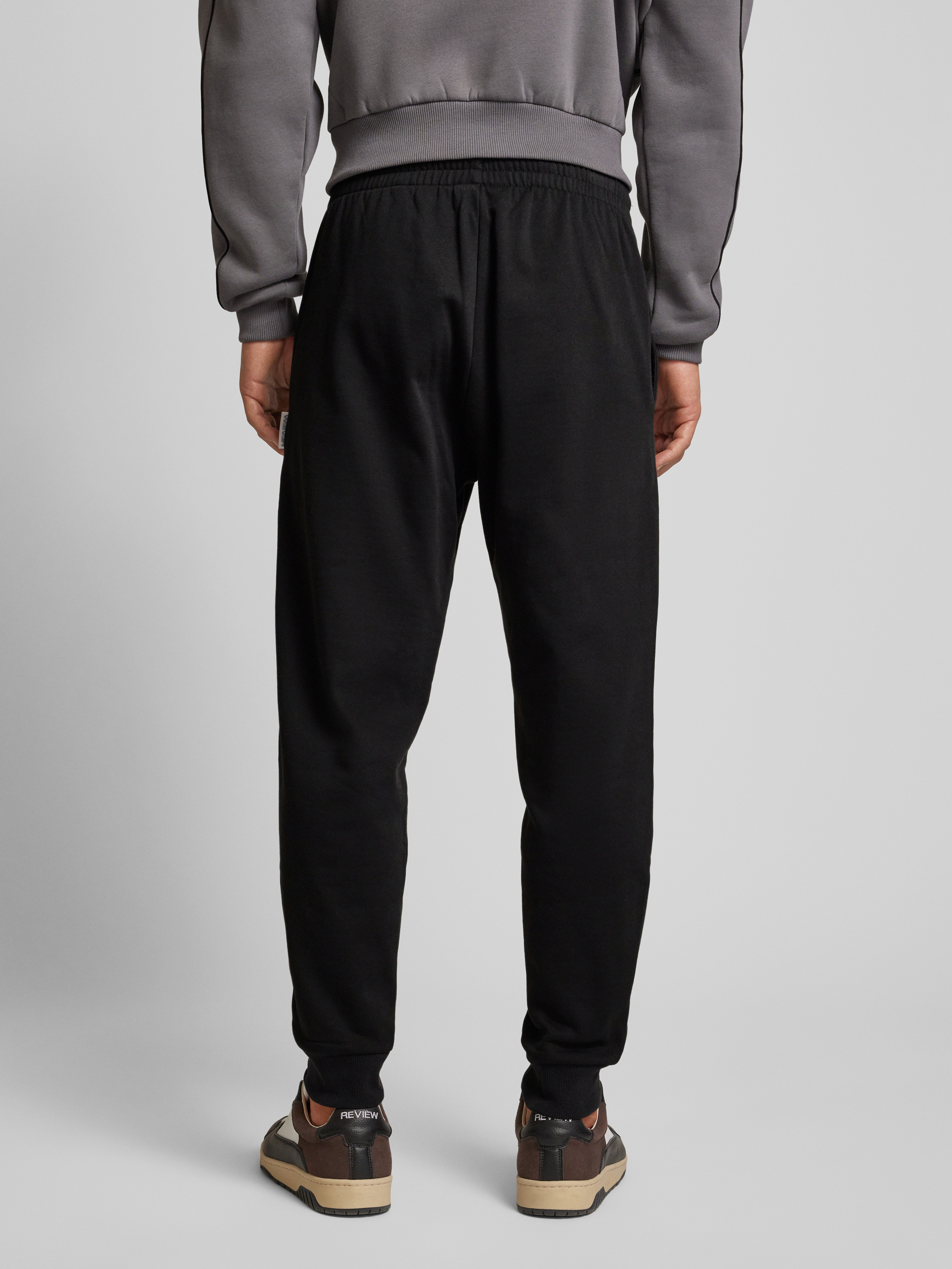 REVIEW Essentials Sweatpants (black) online kaufen