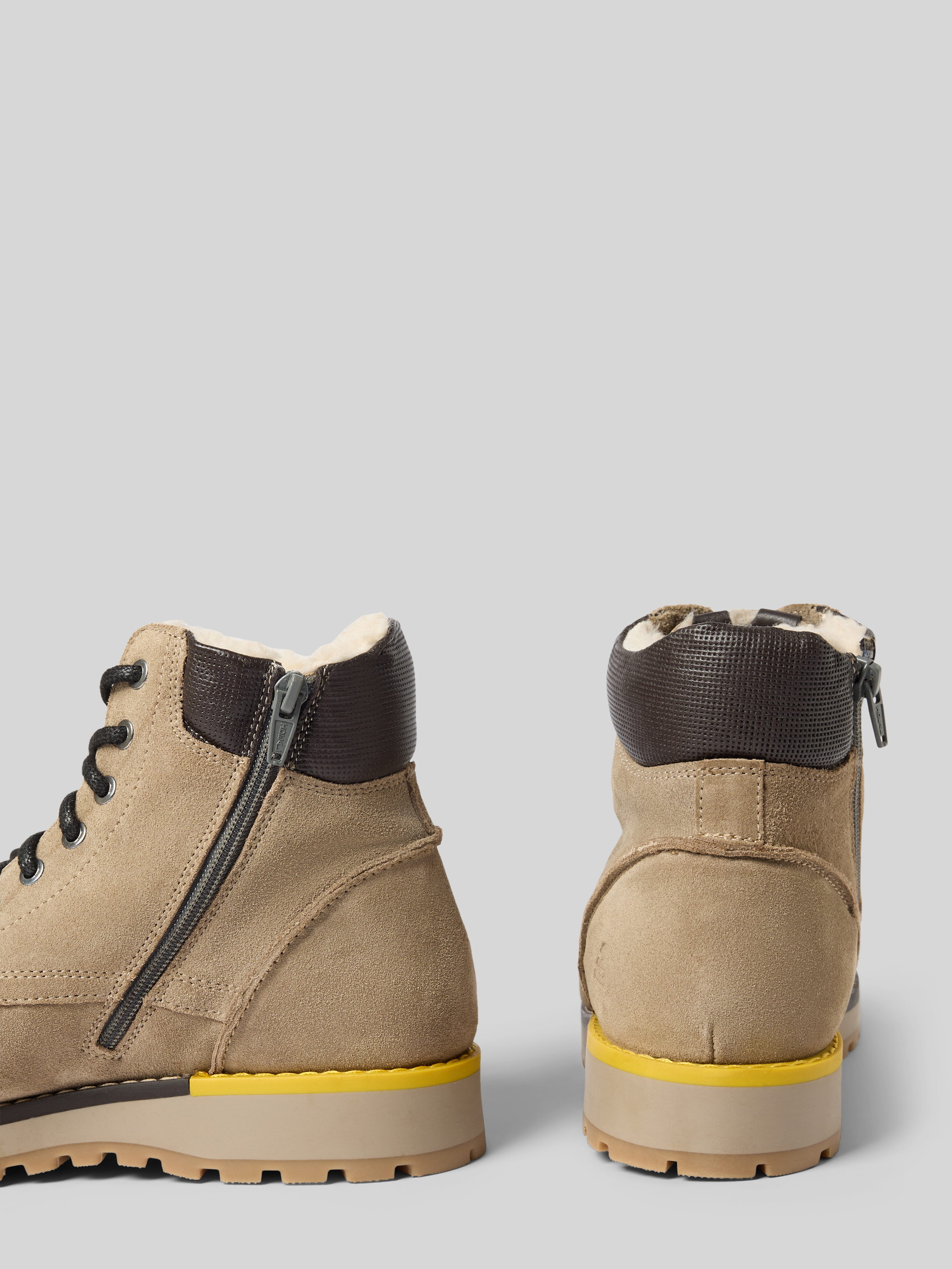 BULLBOXER Boots aus Leder mit Reißverschluss (taupe) online kaufen