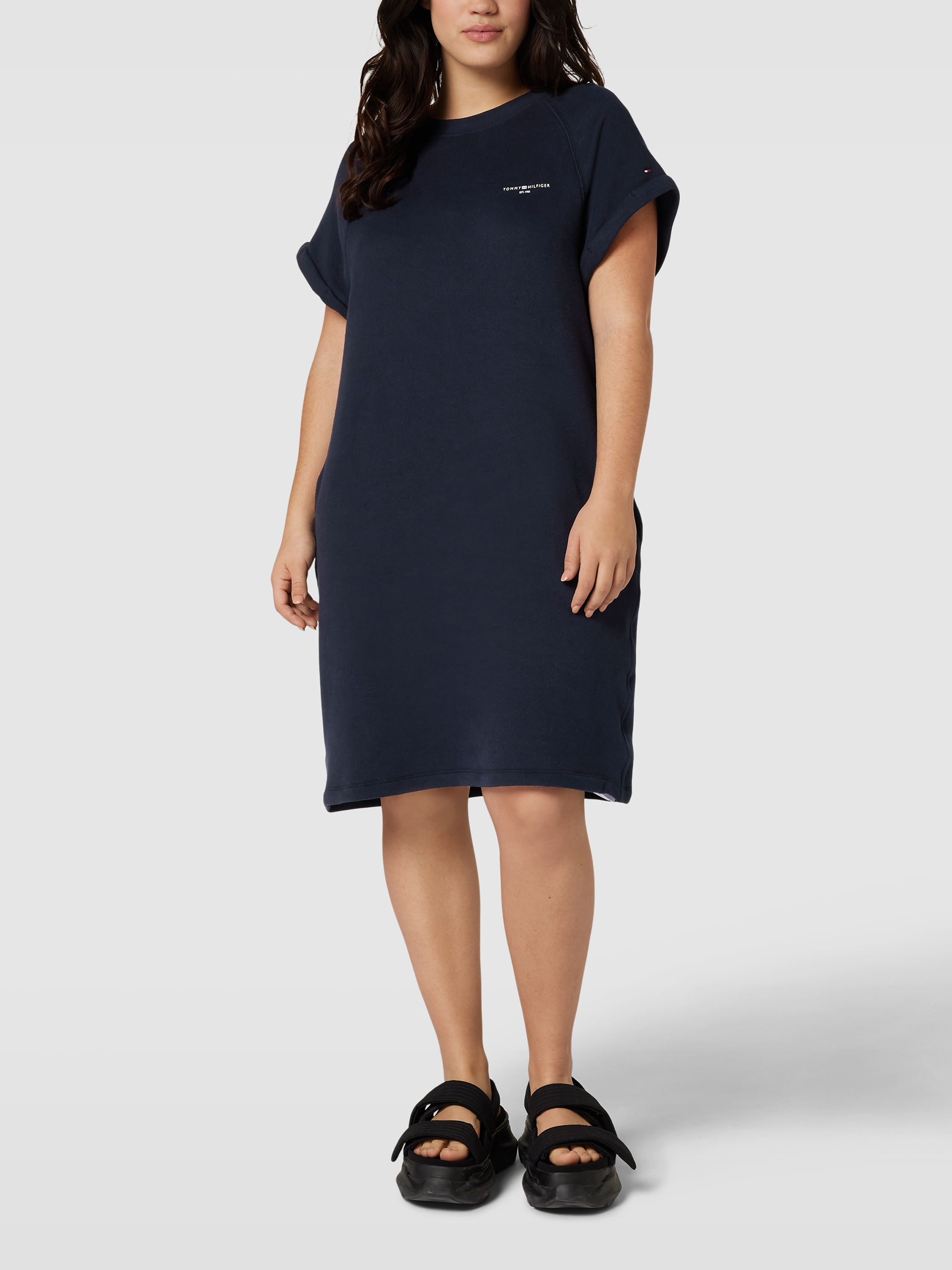 Tommy Hilfiger Curve PLUS SIZE sweatjurk met logoprint in marineblauw ...