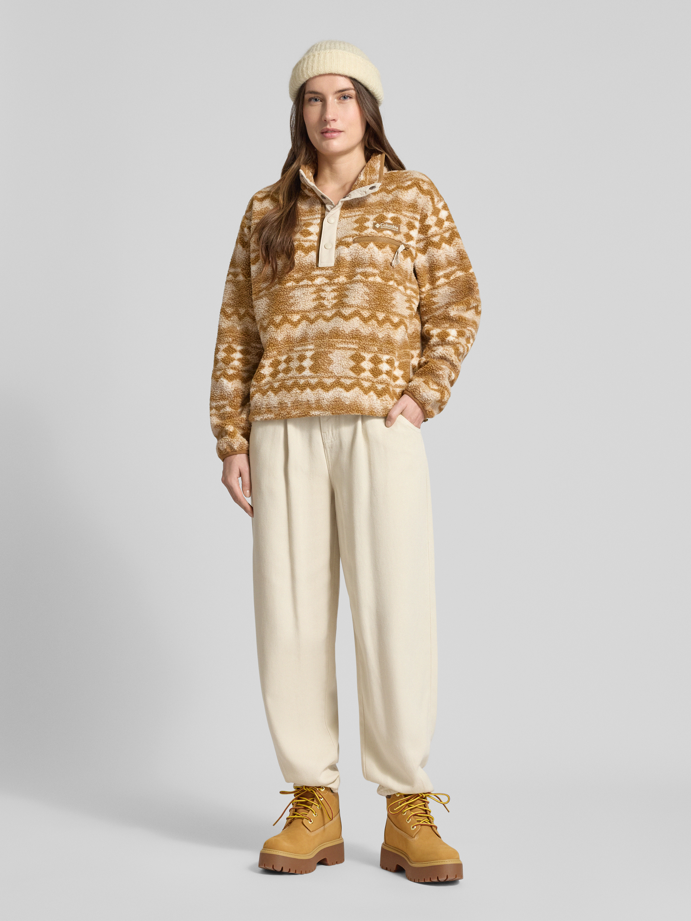 Kup online COLUMBIA Sweter o kroju regular fit z naszywką z logo model ...