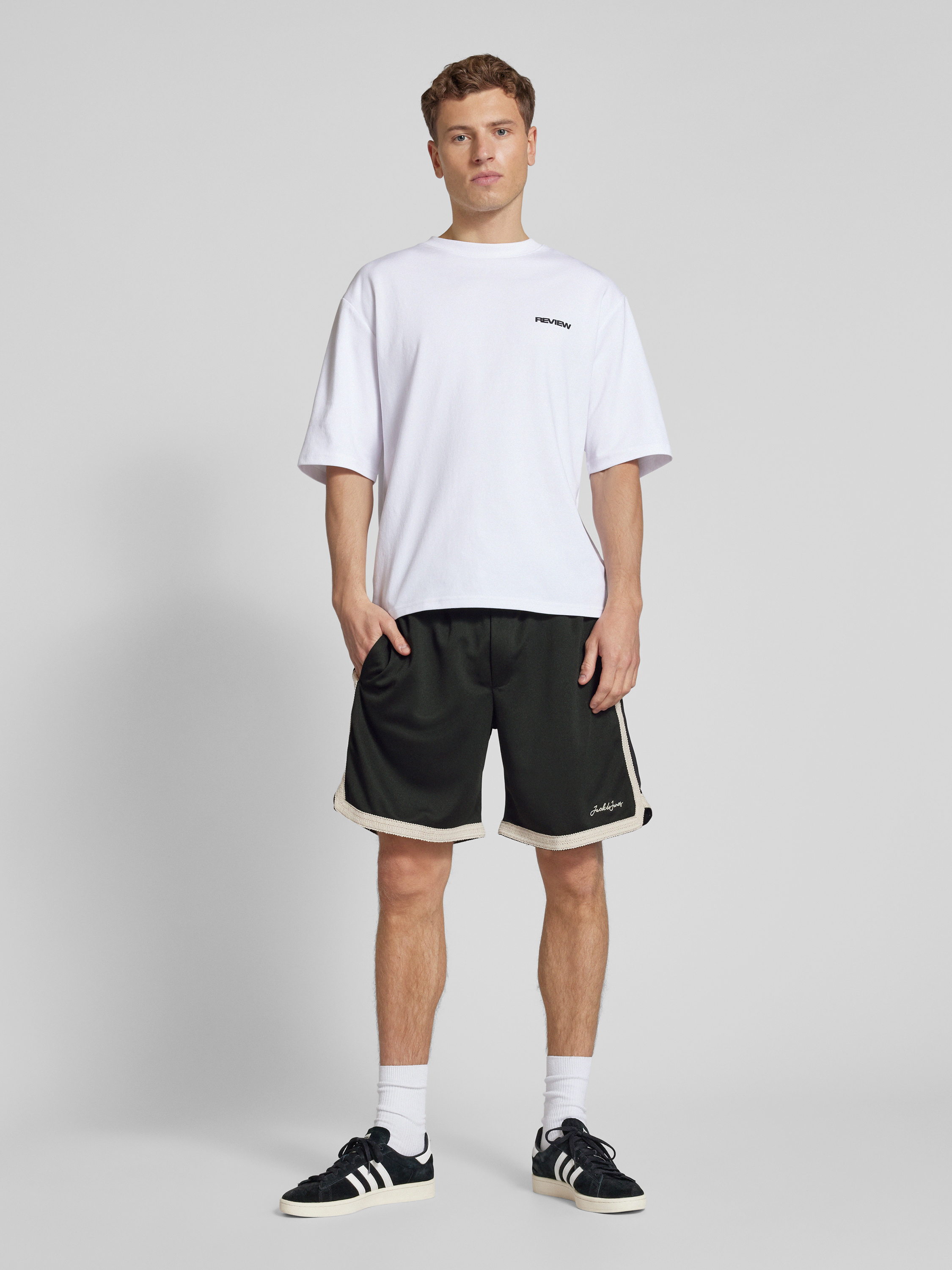 Jack & Jones Korte broek met labelstitching, model 'BILL' in zwart ...