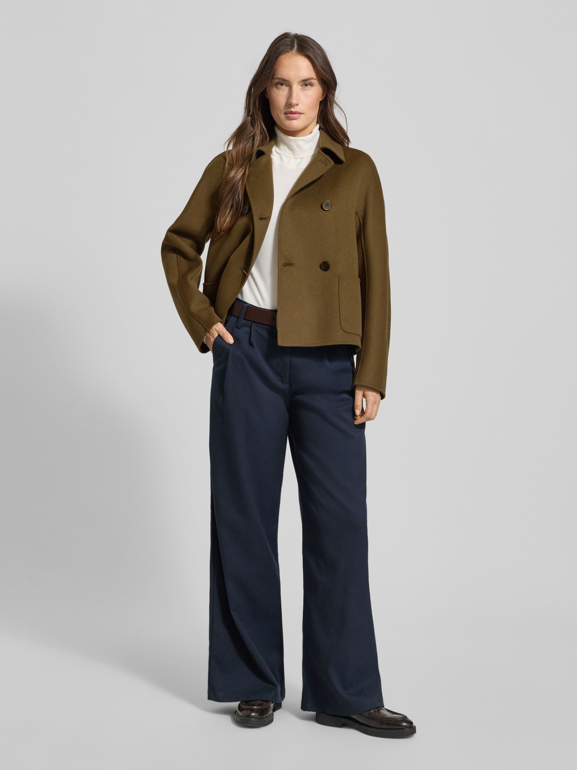 Max Mara Studio Boxy Fit Wolljacke mit Seide- und Kaschmir-Anteil ...