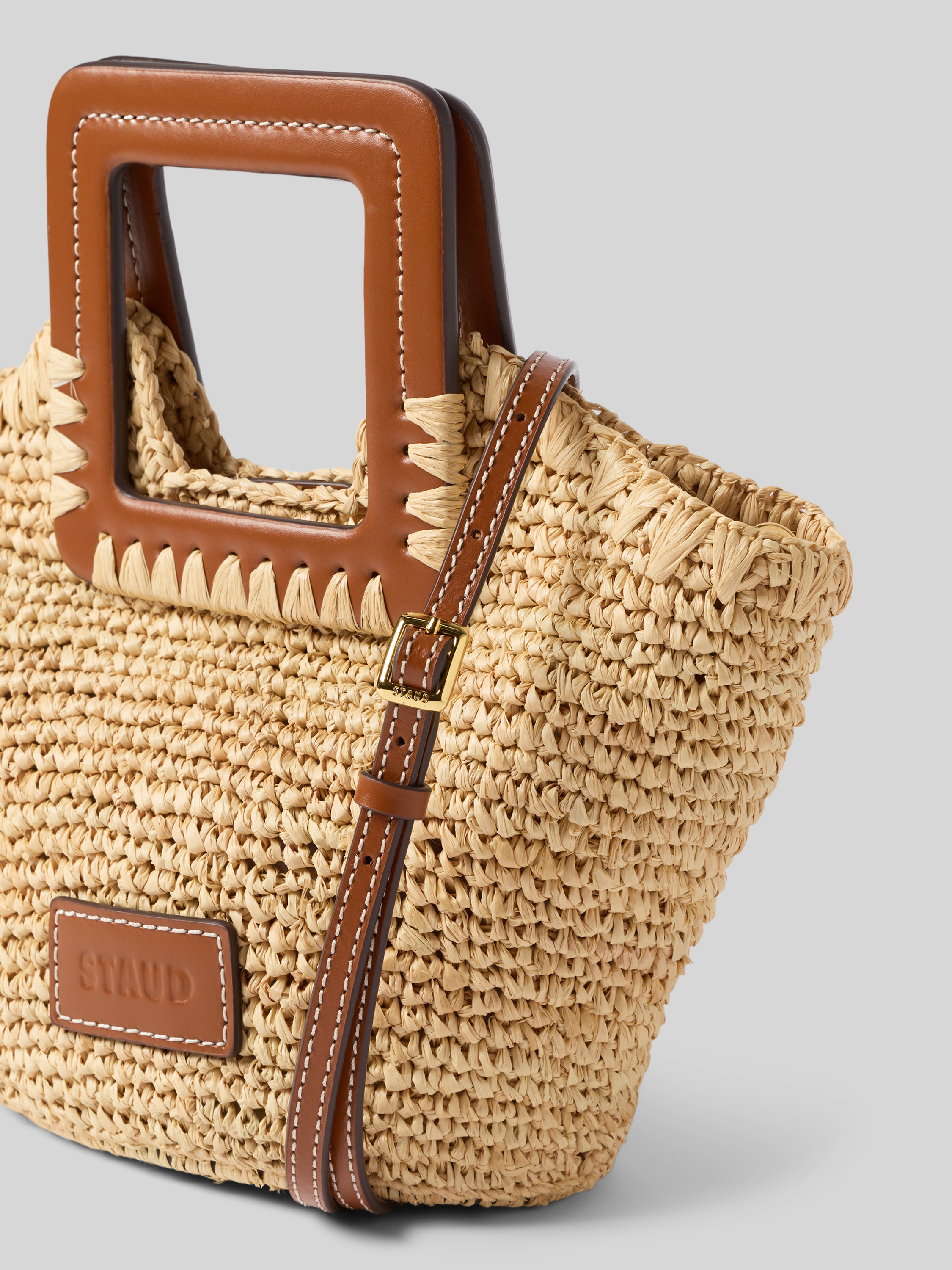 Staud Shoulder Bag in Flecht-Optik Modell 'Harlow' (beige) online kaufen