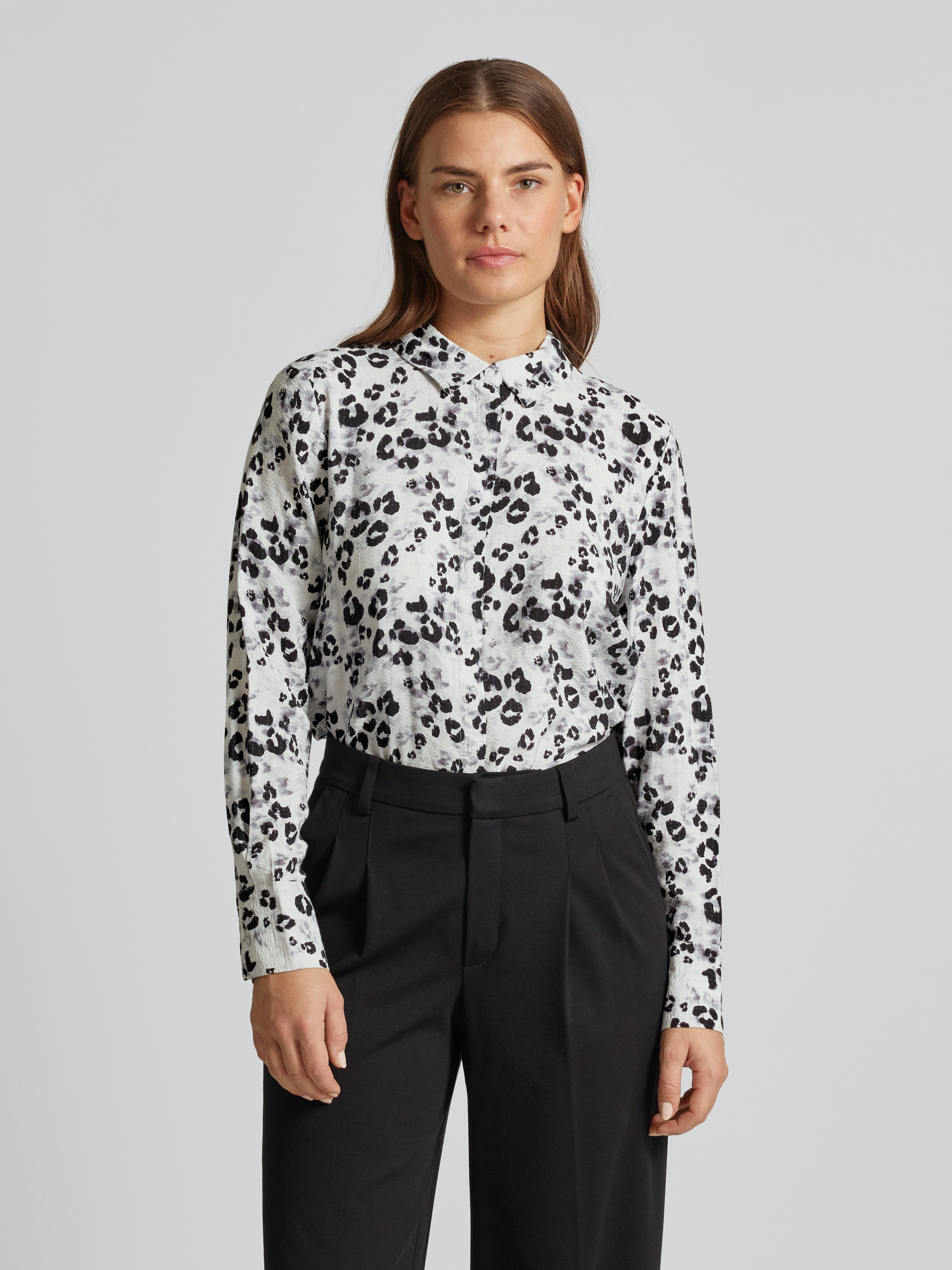 ICHI Regular Fit Hemdbluse mit Teilungsnähten Modell 'VALOR' (hellgrau) online kaufen