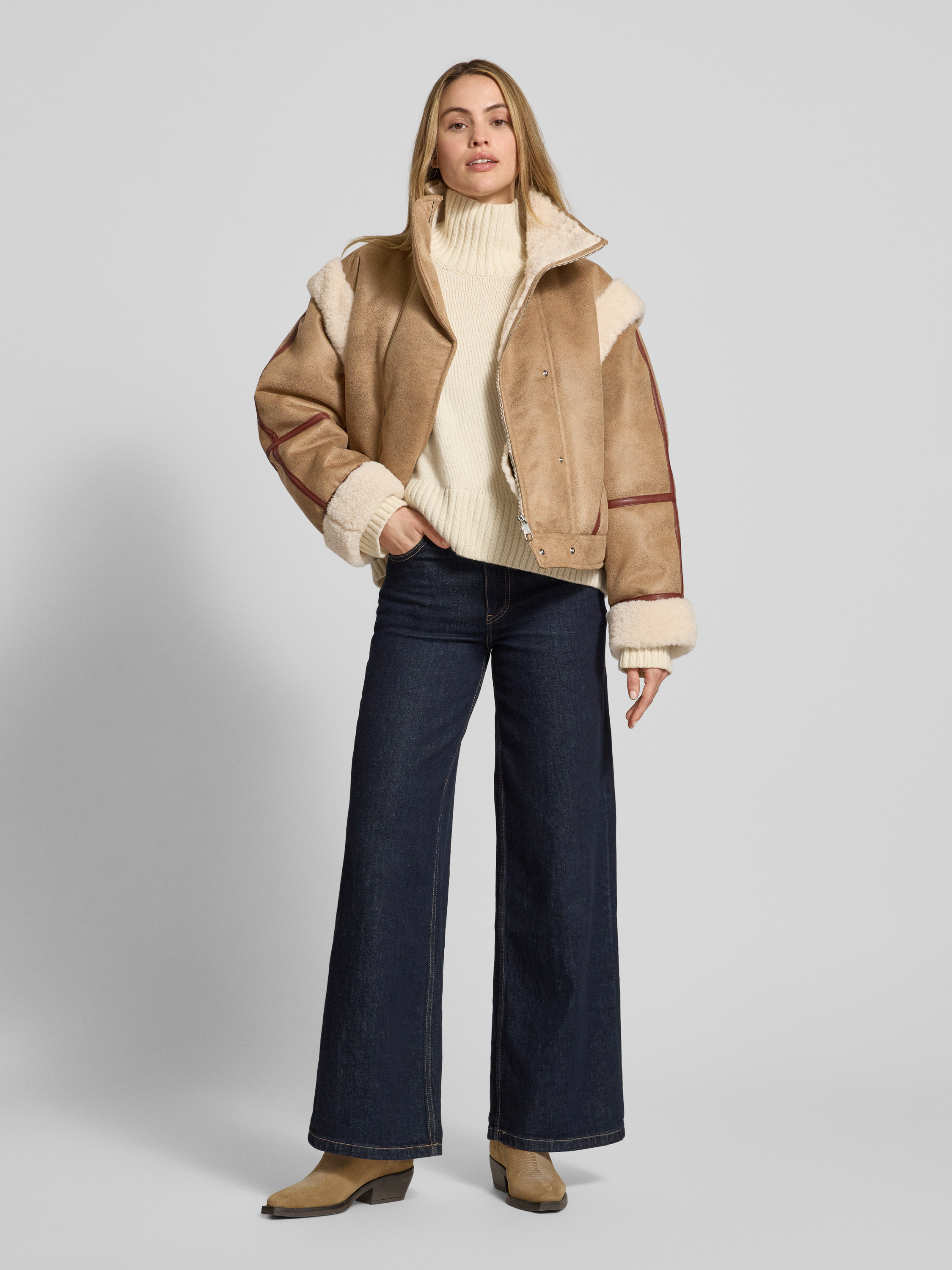 BOSS Orange Regular Fit Kunstlederjacke mit abnehmbaren Umlegekragen Modell 'CHEERLEA ...