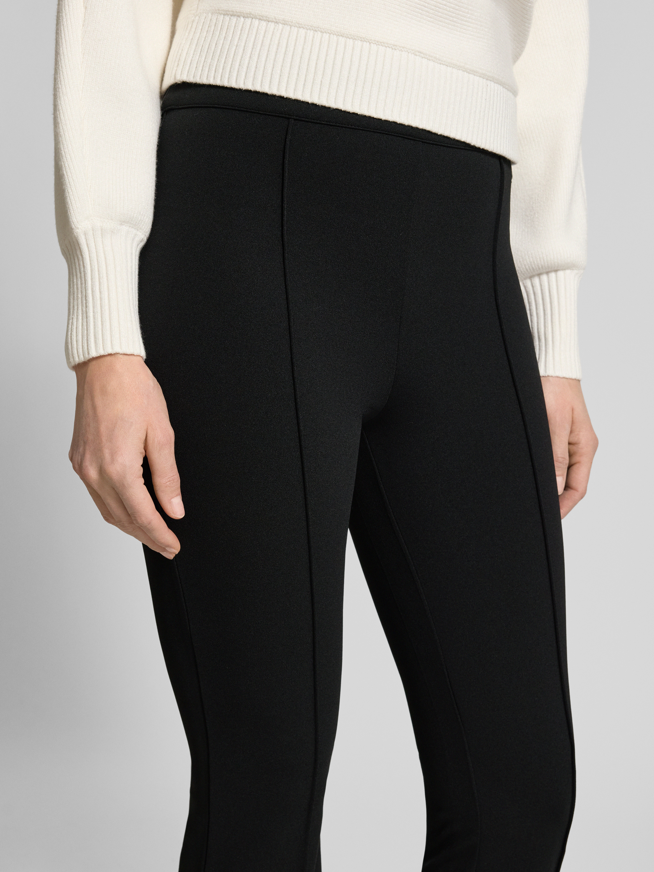 Guess Flared fit stoffen broek met elastische band, model 'Evelina' in ...