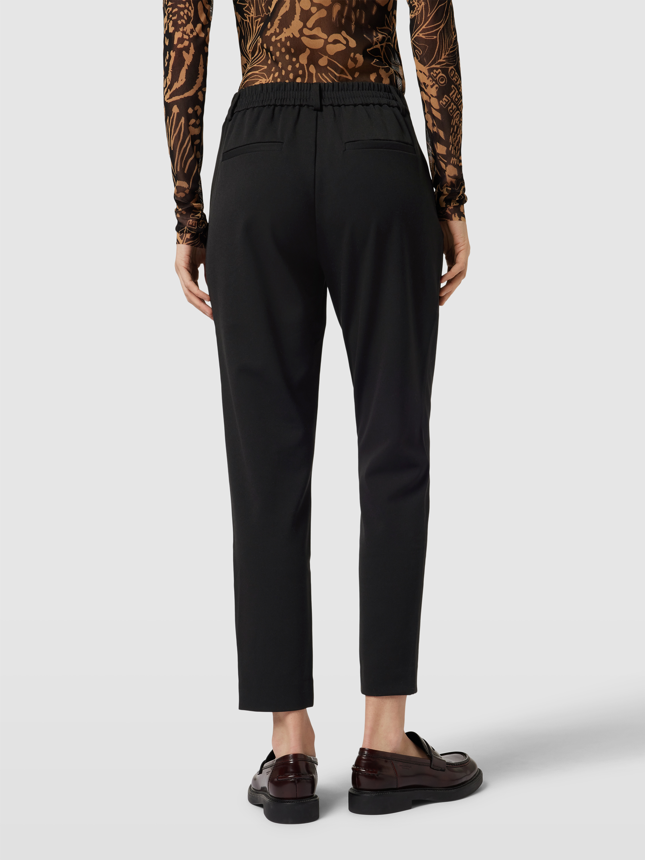 Vila Slim Fit Stoffhose mit Bundfalten Modell 'VARONE' (black) online ...