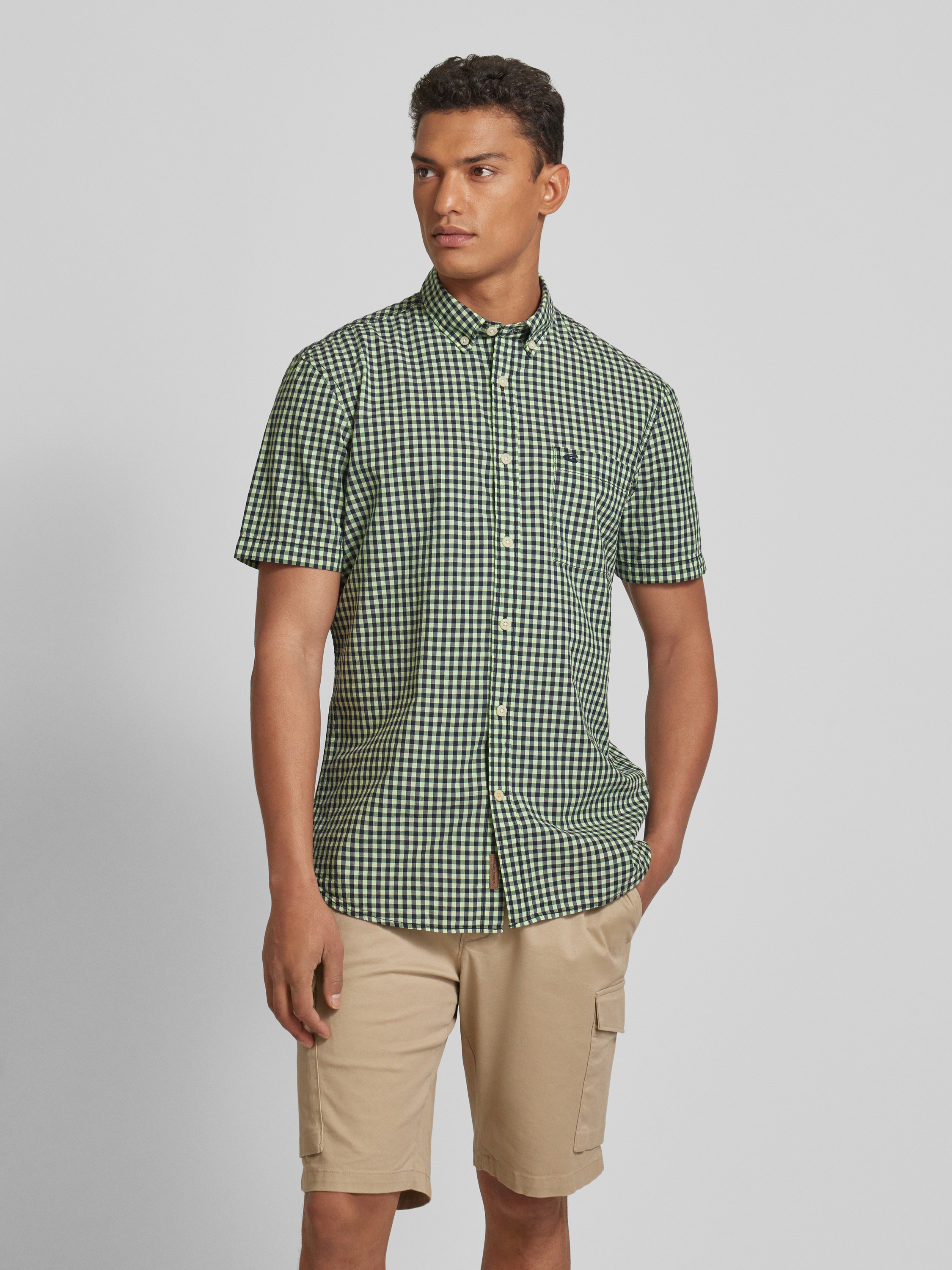 camel active Regular Fit Freizeithemd mit Button-Down-Kragen (hellgruen ...