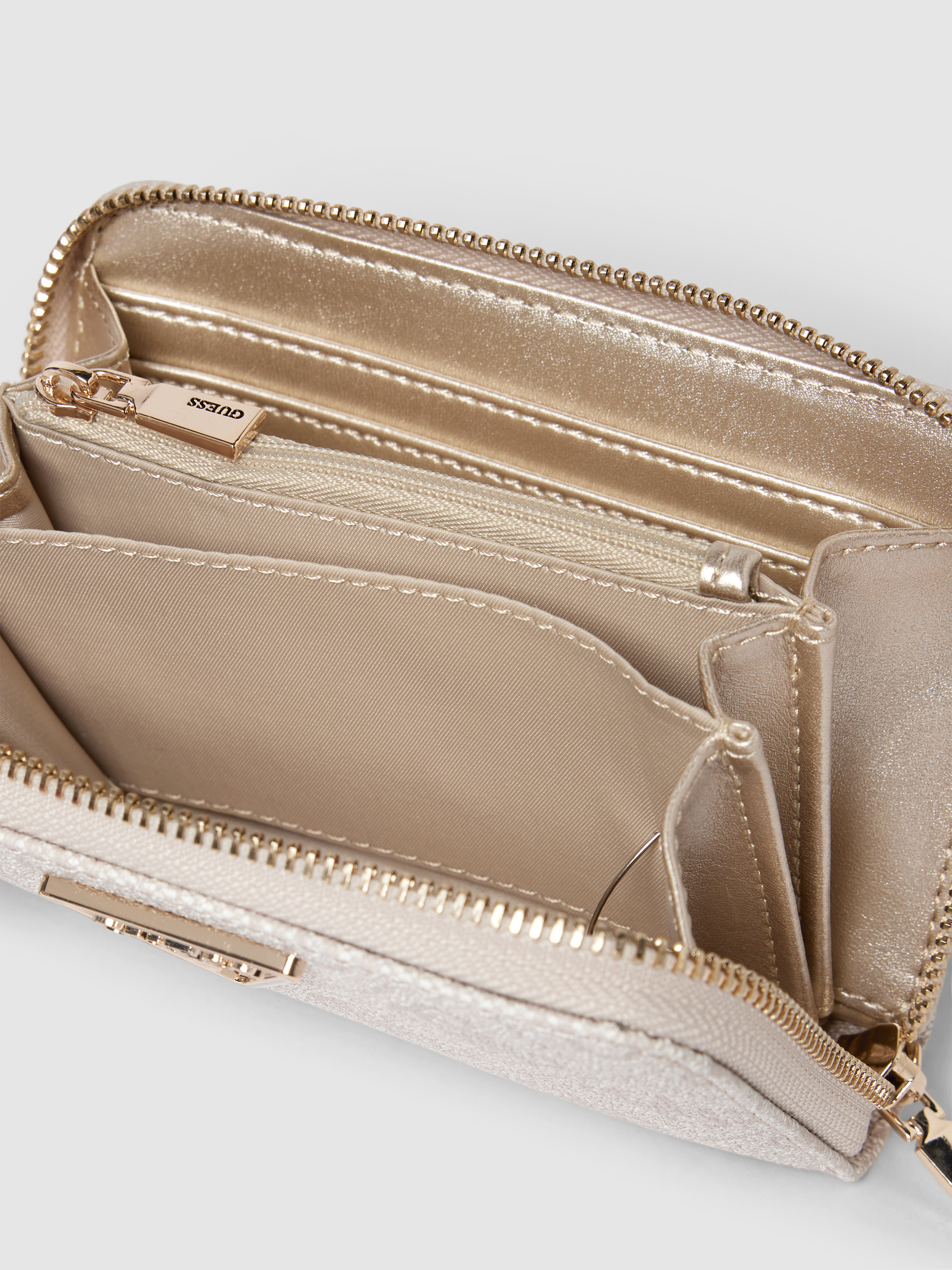 Guess Portemonnaie mit Label-Detail Modell 'LAUREL' (hellgrau) online ...