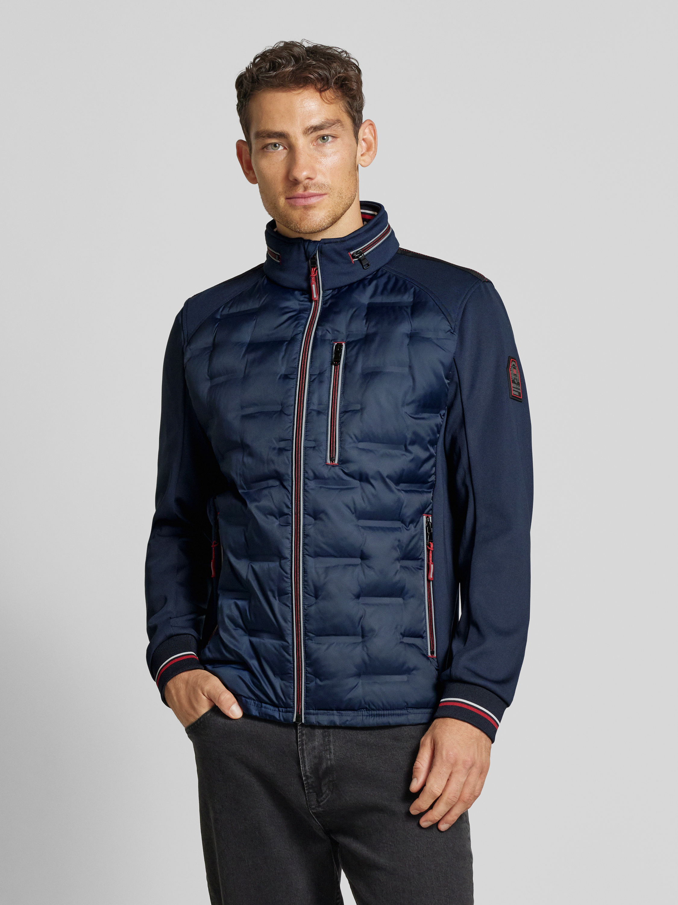 MCNEAL Steppjacke mit Stehkragen (marine) online kaufen