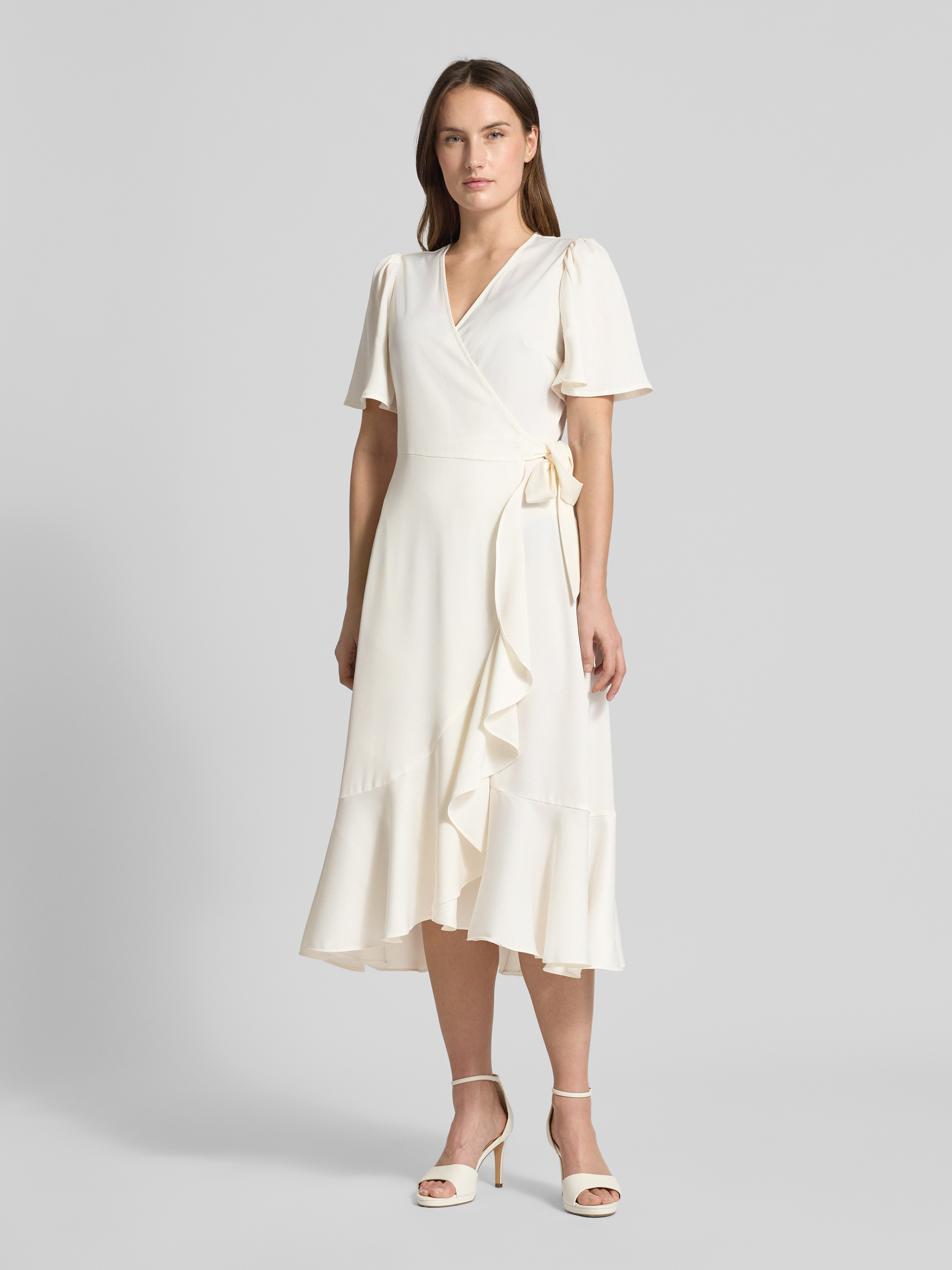 YAS Regular fit midi-jurk in wikkellook, model 'Thea' in offwhite ...