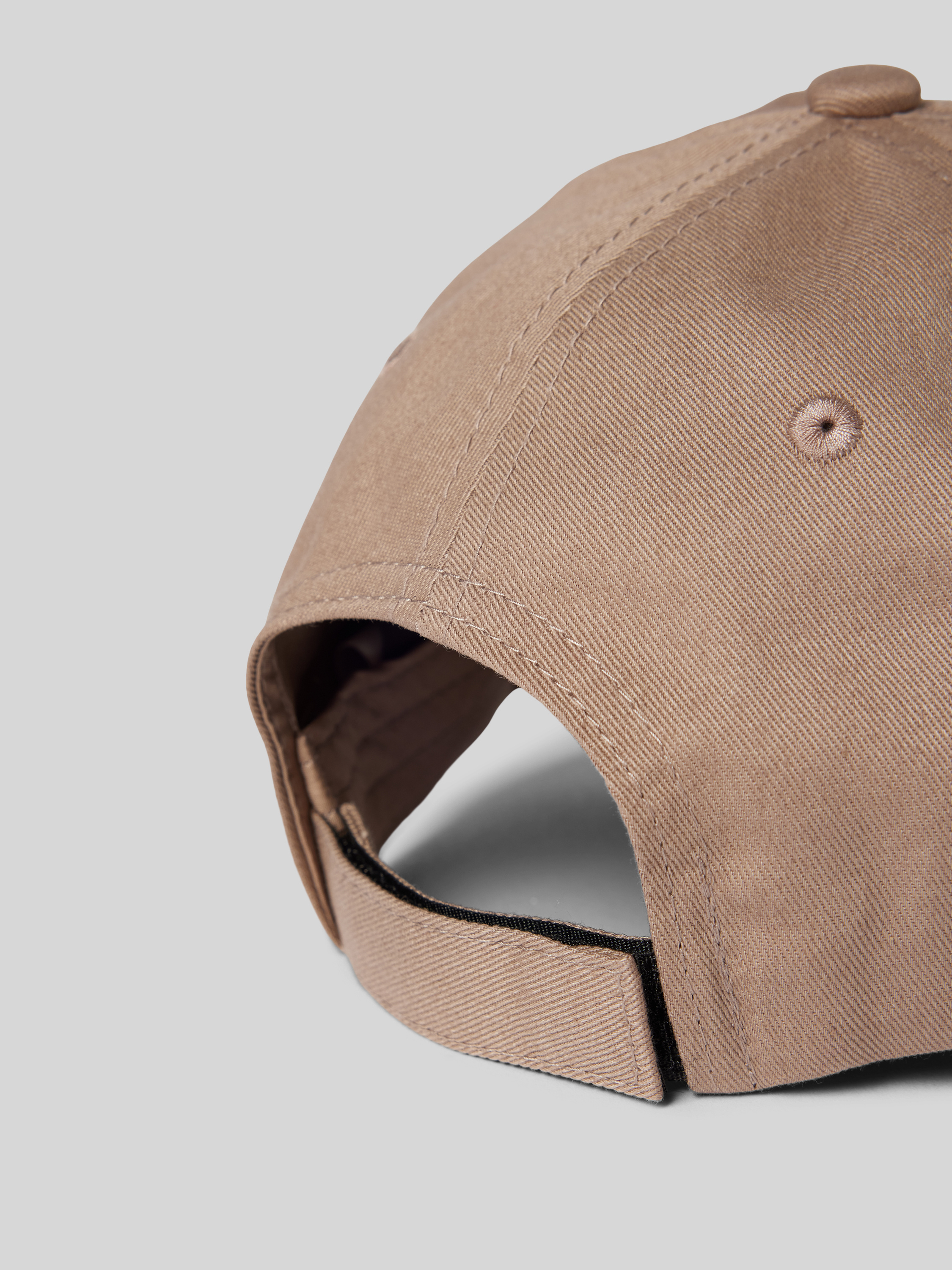 BOSS Cap mit Label-Patch Modell 'Derrel' (sand) online kaufen