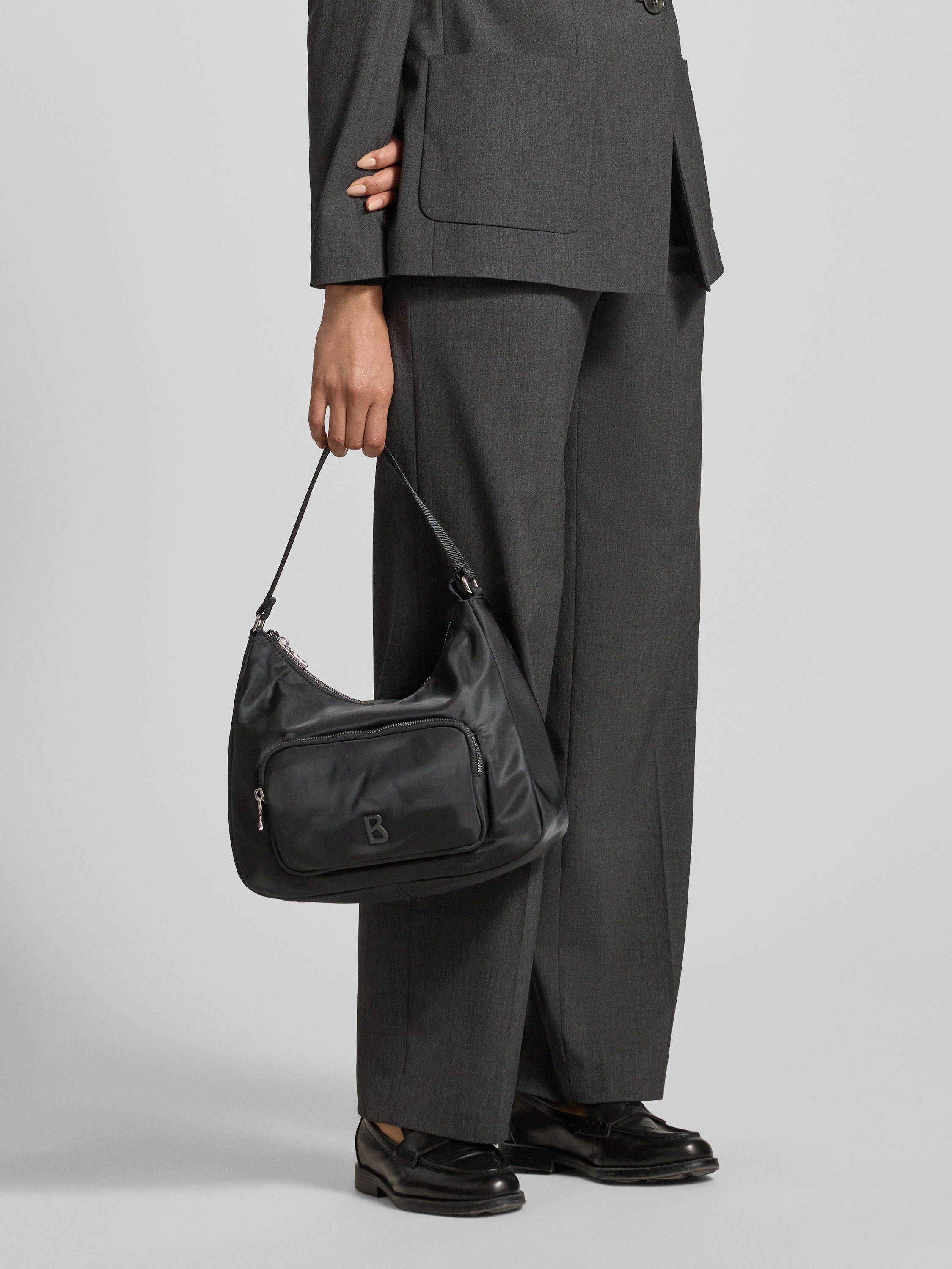 BOGNER Handtasche mit Label-Detail (black) online kaufen
