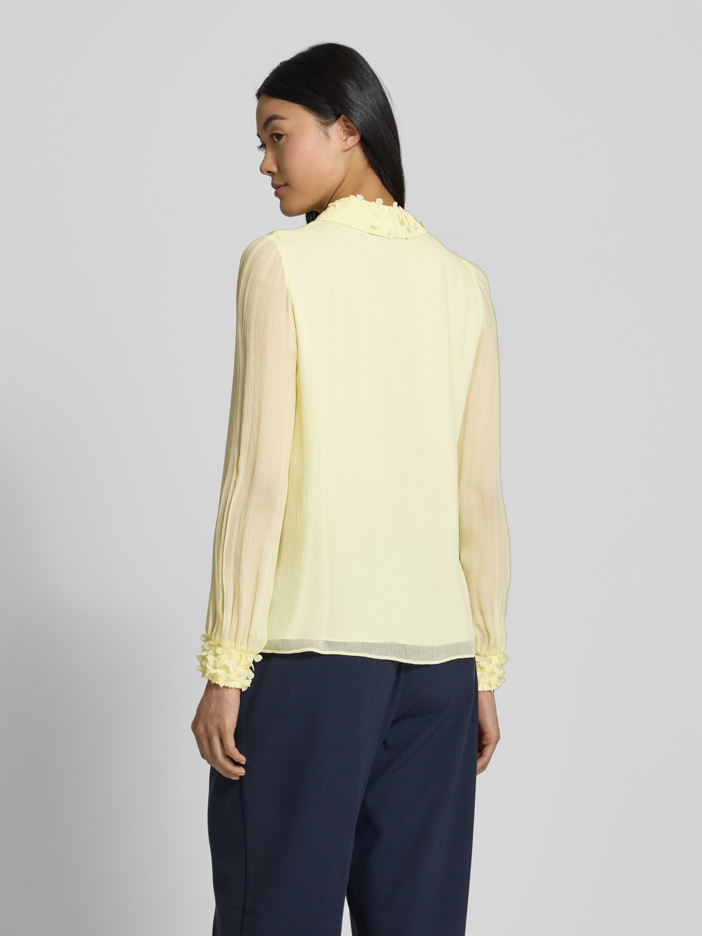 Marc Cain Regular Fit Bluse mit Applikationen (hellgelb) online kaufen