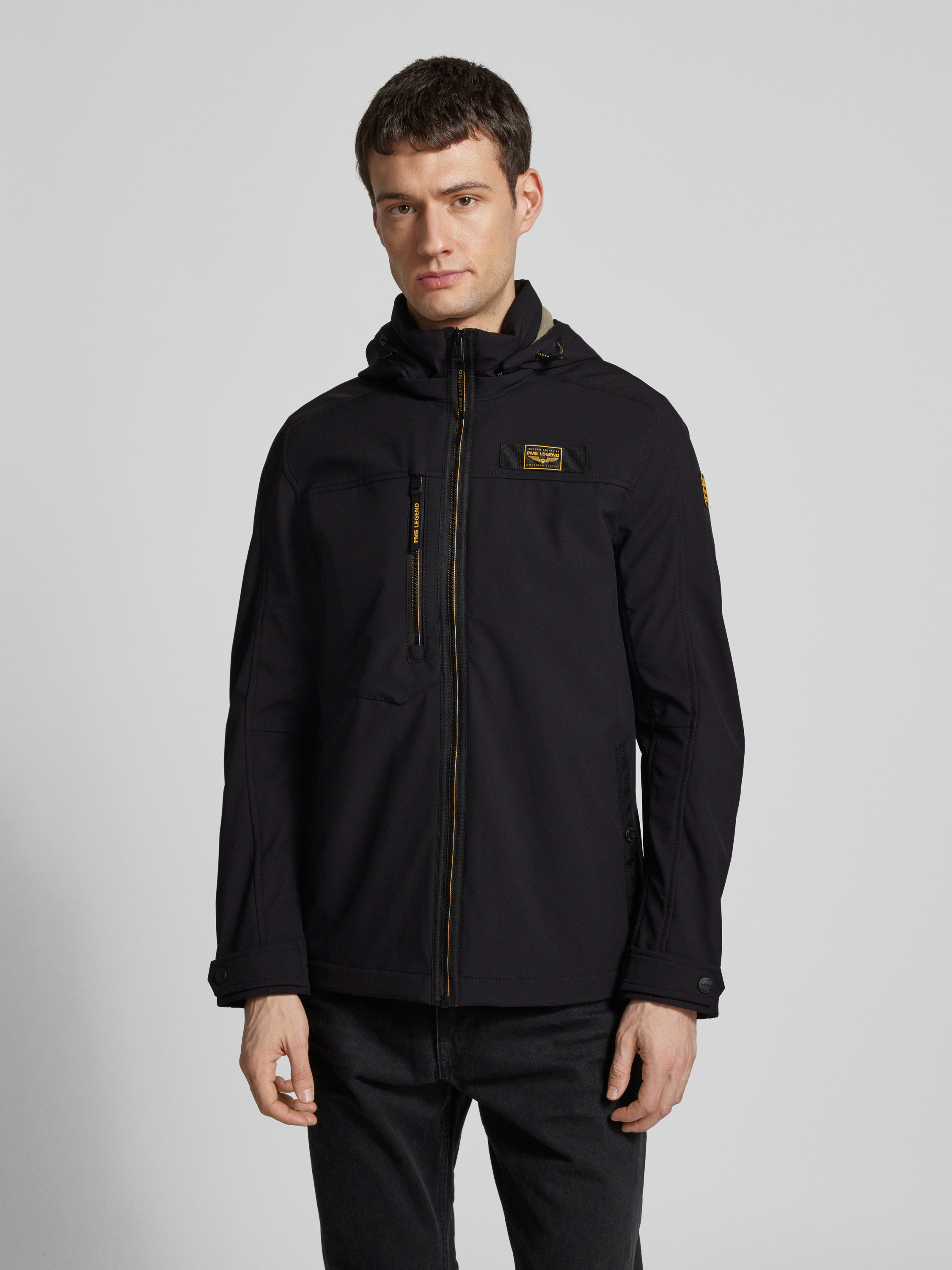PME Legend Jacke mit Label-Badges Modell 'SUCCESSOR' (black) online kaufen