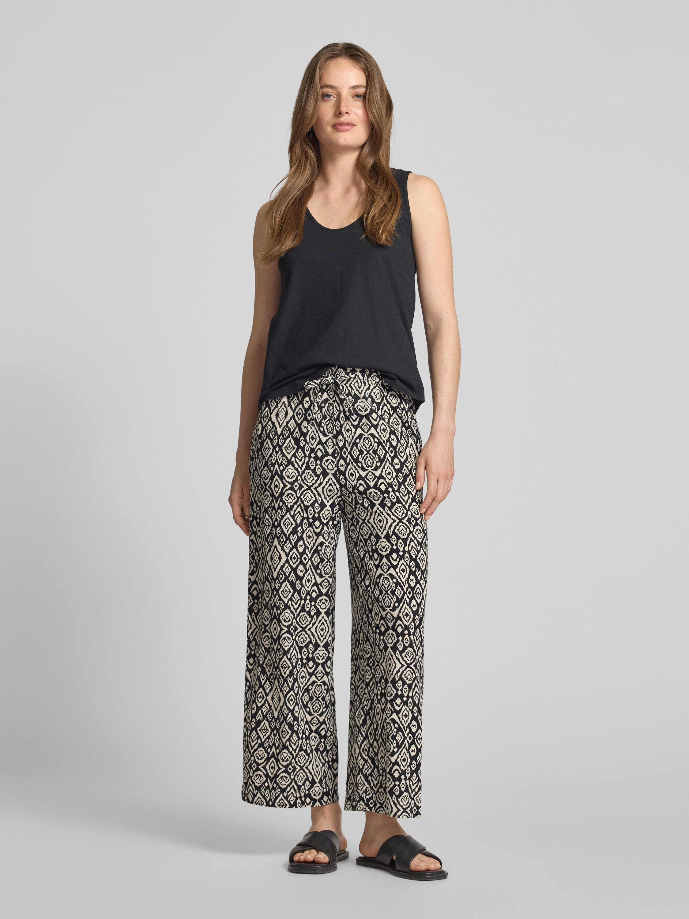 ICHI Stoffhose aus Leinen-Viskose-Mix Modell 'LINNO' (black) online kaufen