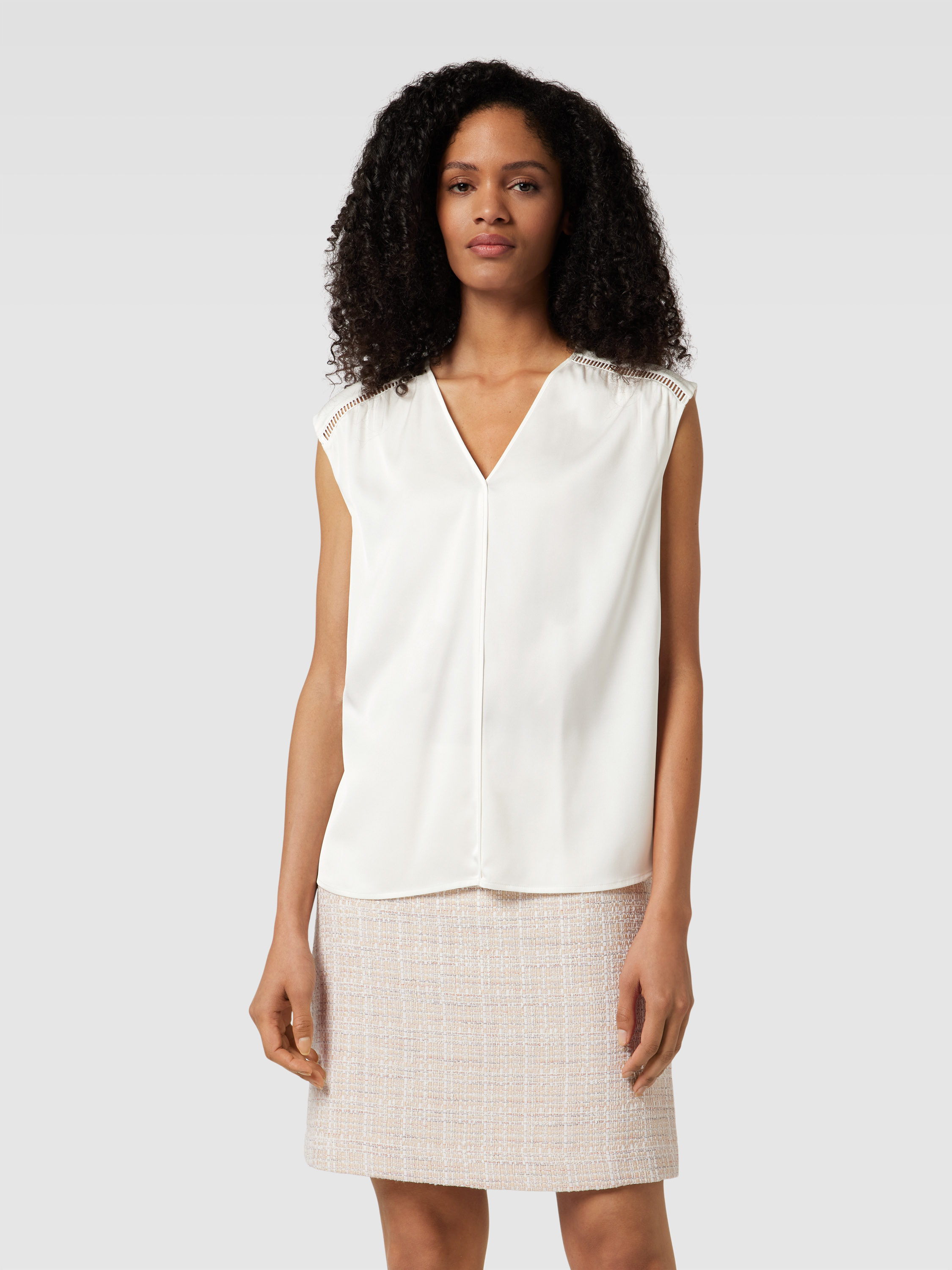 BOSS Blouse in mouwloos design, model 'Binadi' in offwhite online kopen ...
