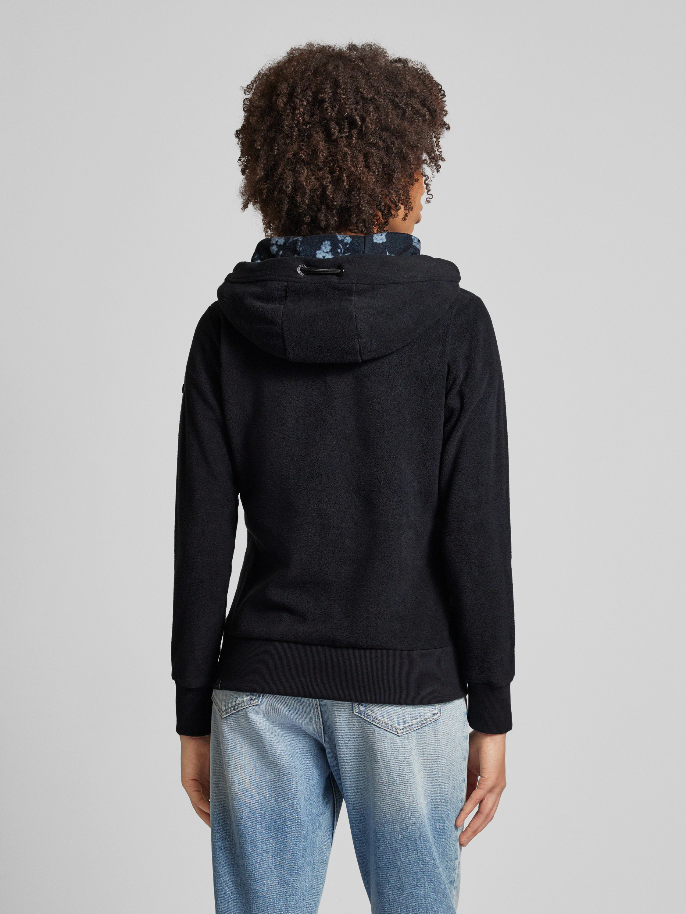 Ragwear Sweatjacke mit Kapuze Modell 'Neska' (black) online kaufen