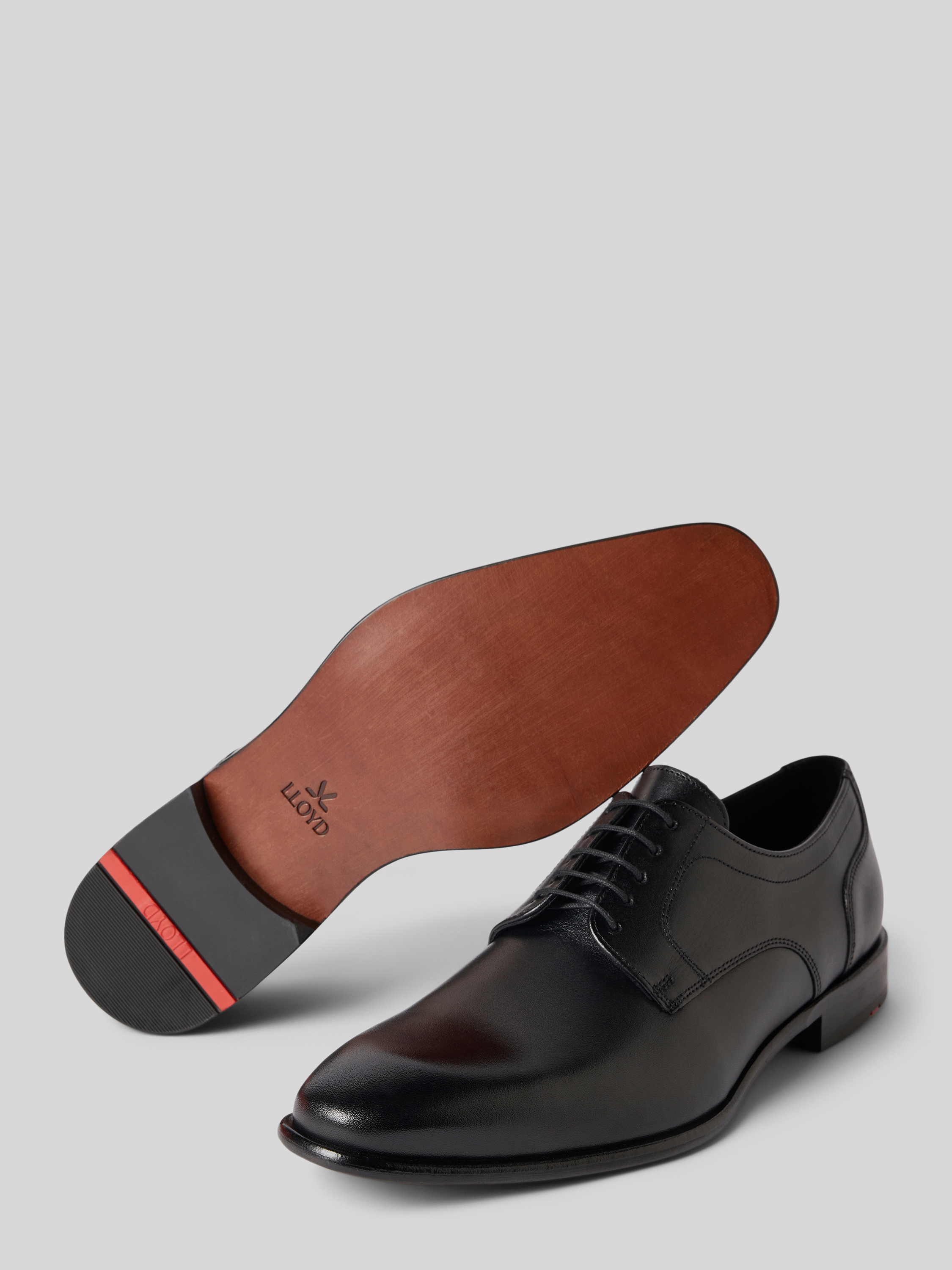 Lloyd Veterschoenen van echt leer, model 'Leno' in zwart online kopen | P&C