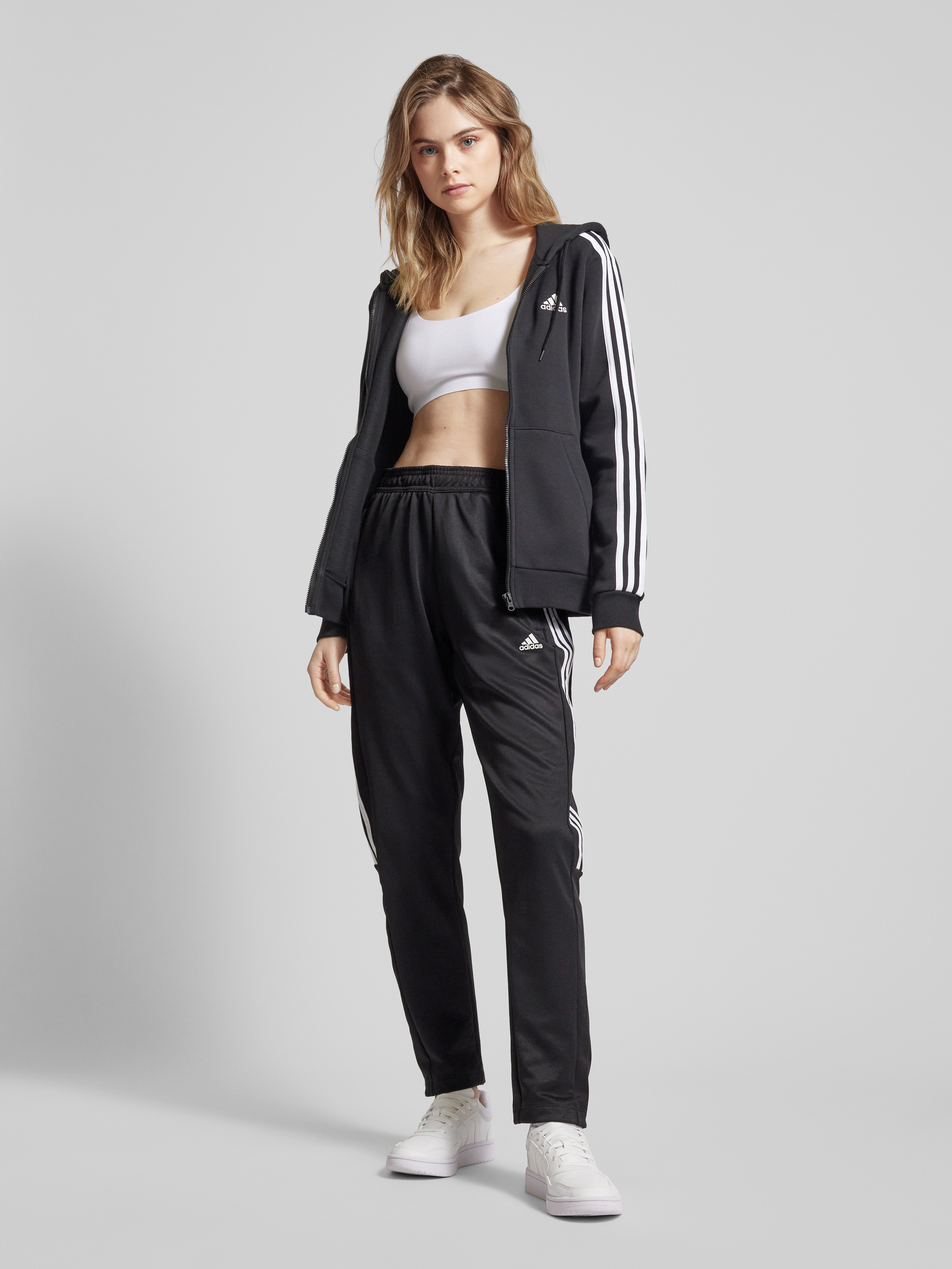 adidas Sportswear Sweatpants mit Galonstreifen (black) online kaufen