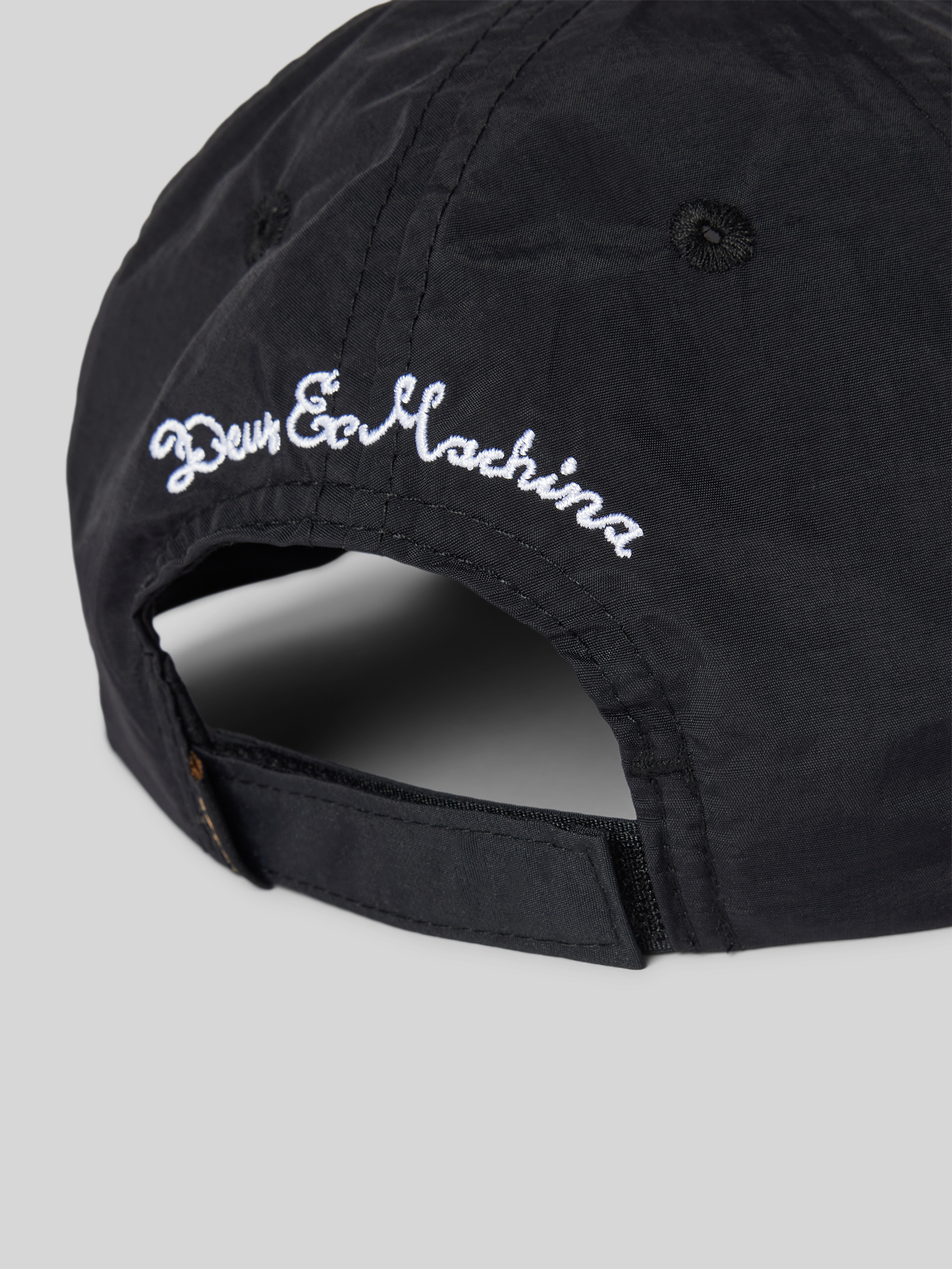 DEUS EX MACHINA Cap mit Label-Patch (black) online kaufen