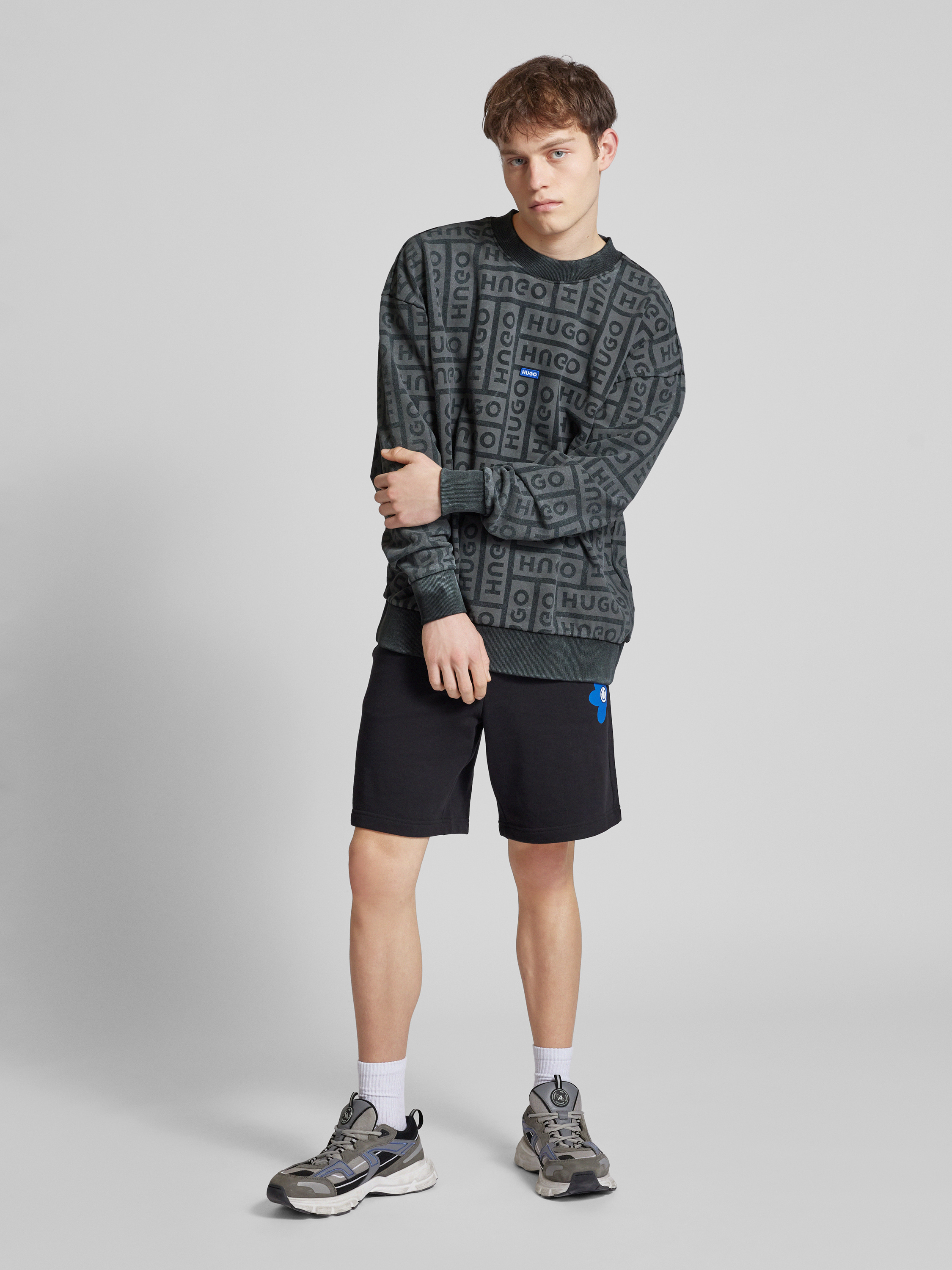 Hugo Blue NU NIEUW bij P&C*: Sweatshirt, model 'Nenry' in antraciet ...