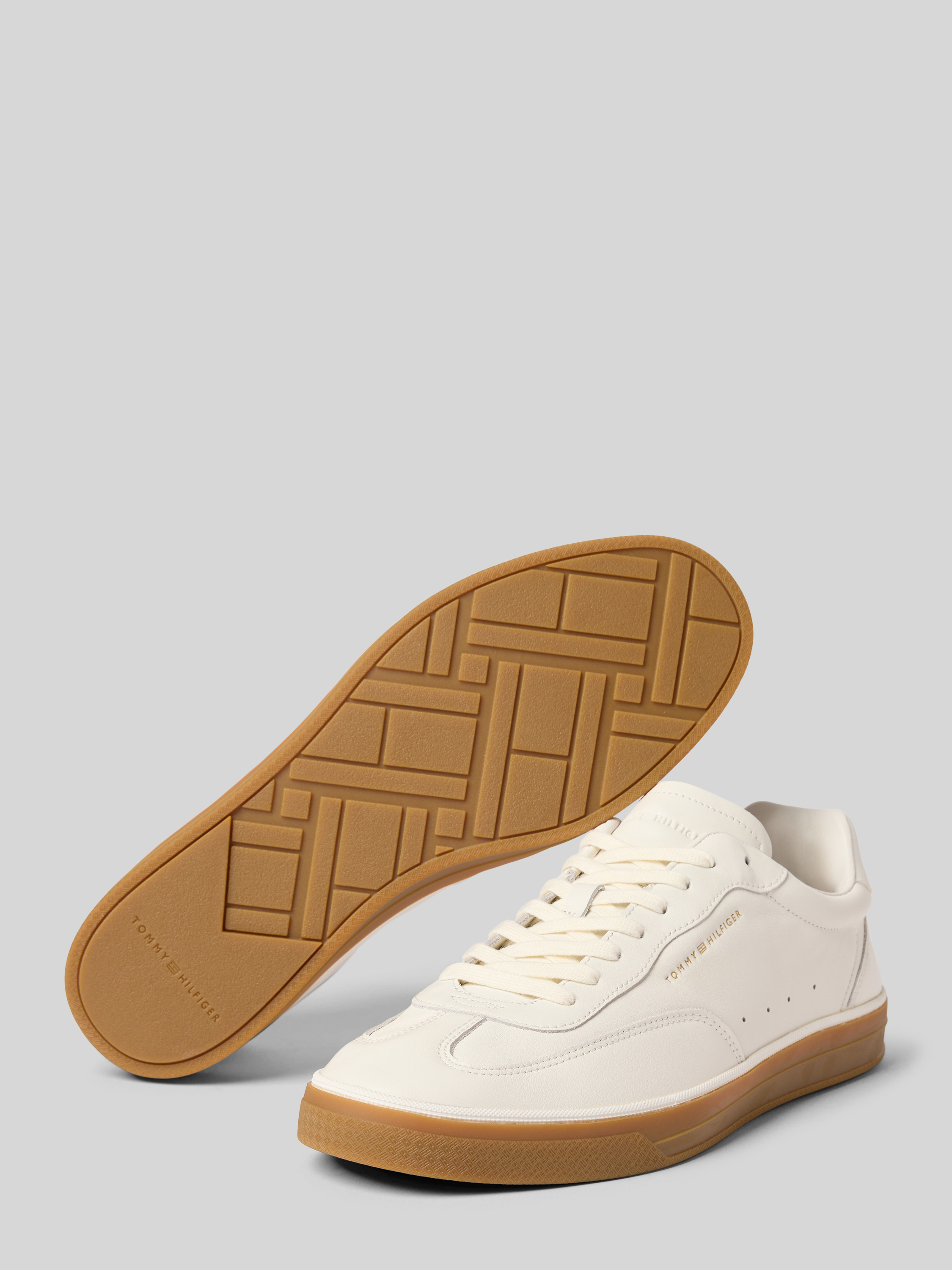 Tommy Hilfiger Lage sneakers van echt leer in wit online kopen | P&C