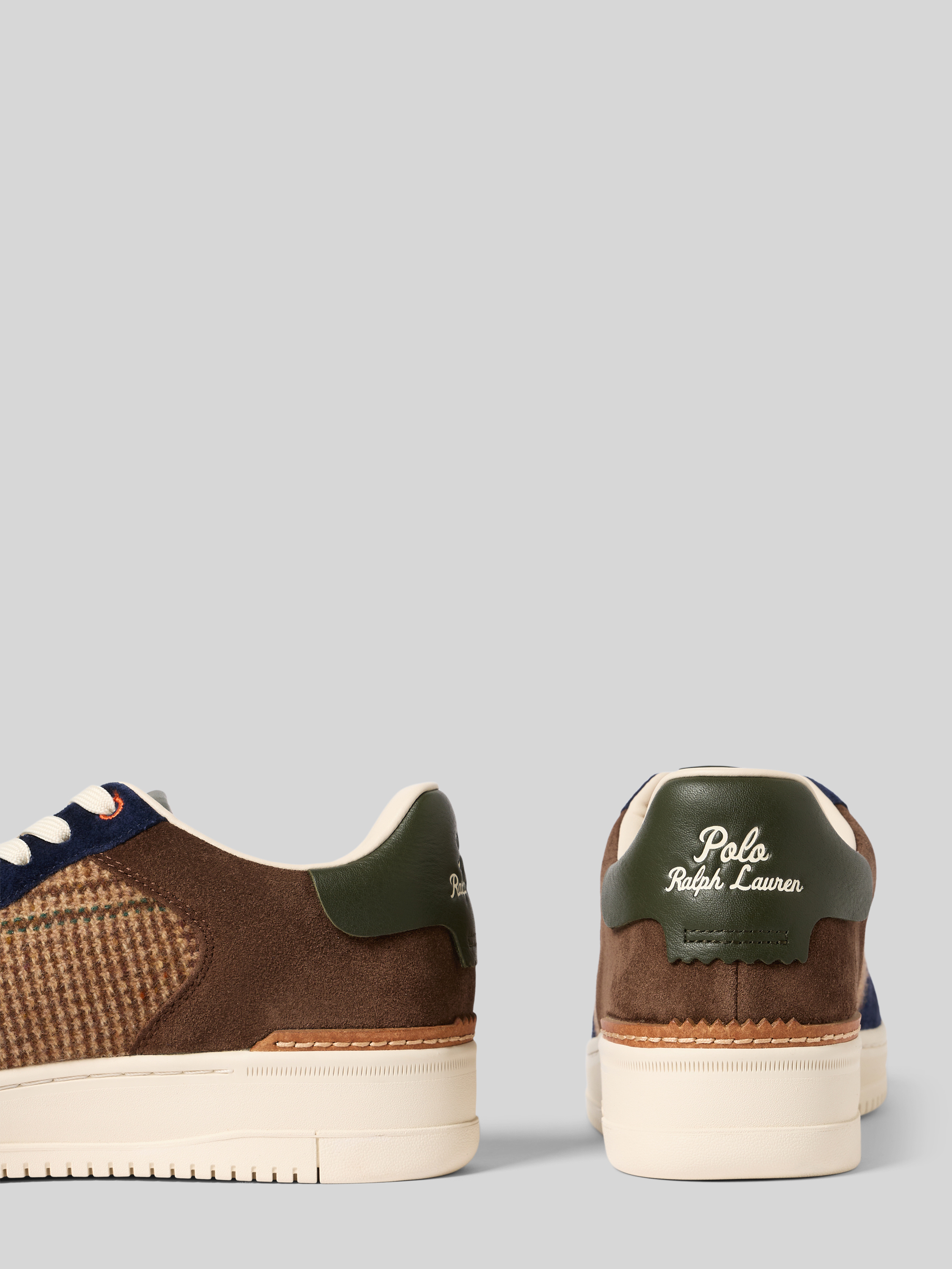 Polo Ralph Lauren Sneakers met labelstitching, model 'VARICK' in beige ...