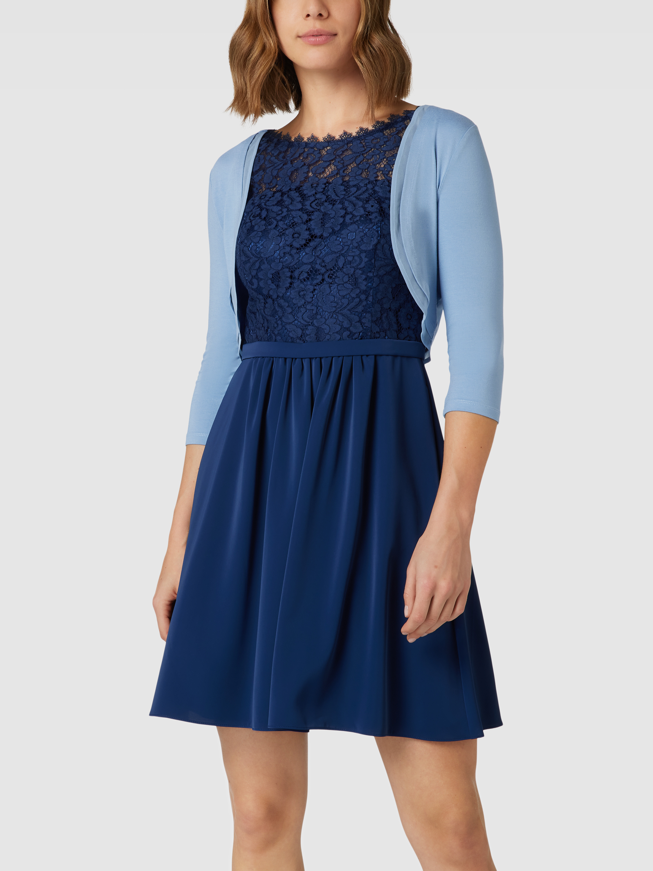 V.M. Bolero mit Zierbesatz (petrol) online kaufen