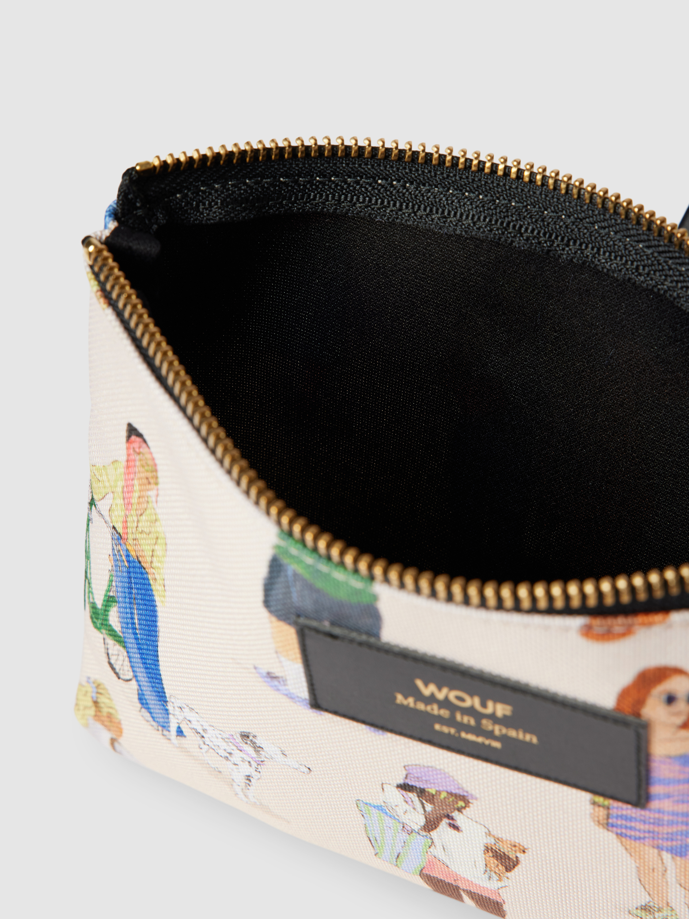 WOUF Make-uptasje met labelpatch, model 'June' in zand online kopen | P&C